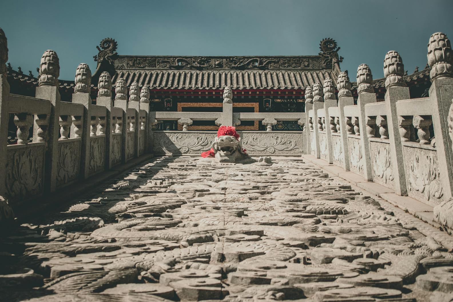 Dragoneer Investment Group Launches $600M Public Offering