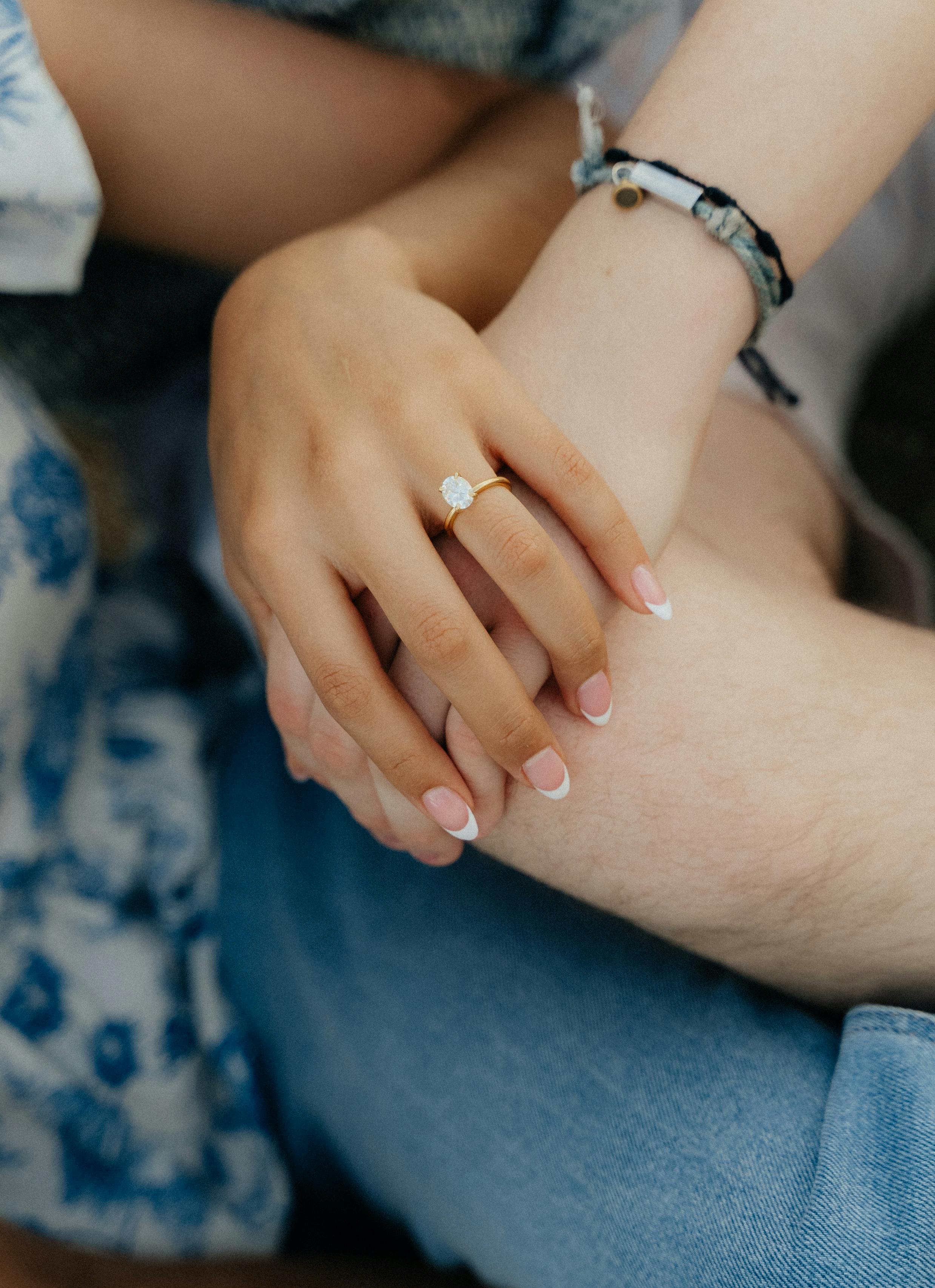 Engagement Ring on Finger of Fiance · Free Stock Photo