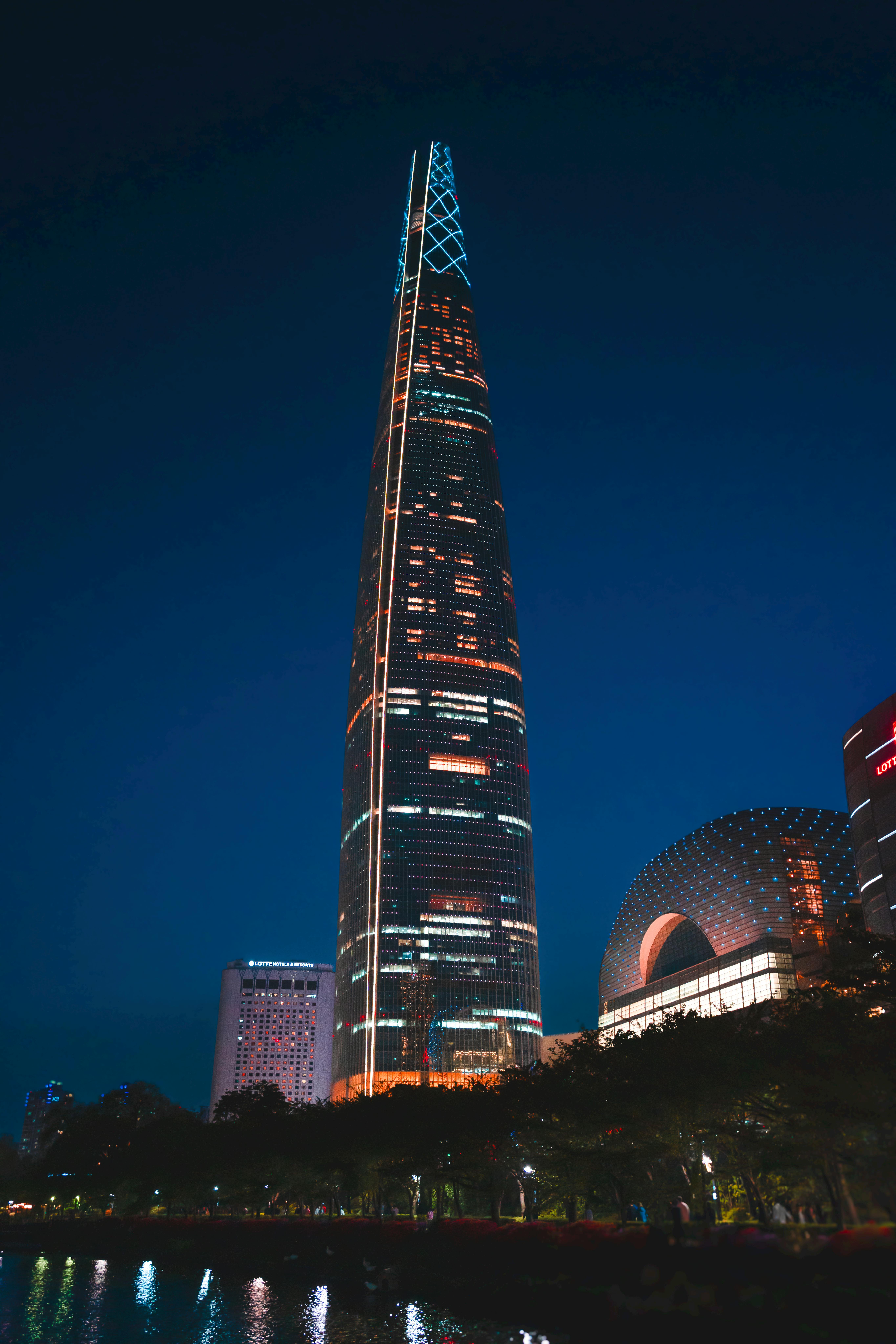 Lotte Tower · Free Stock Photo