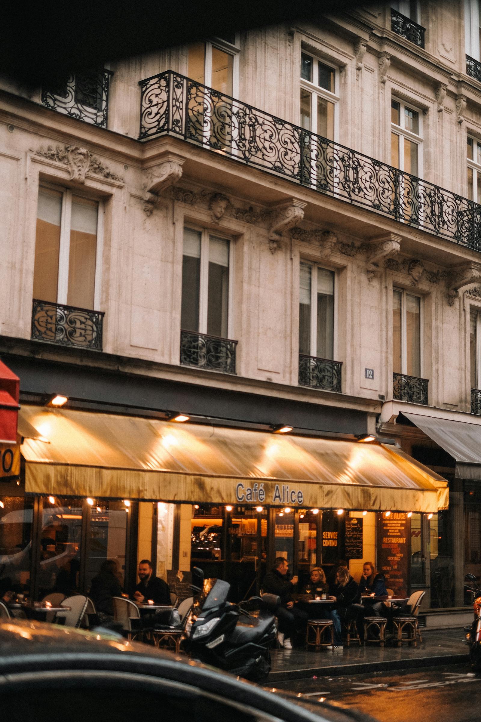 People In Cafe Photos, Download The BEST Free People In Cafe Stock ...