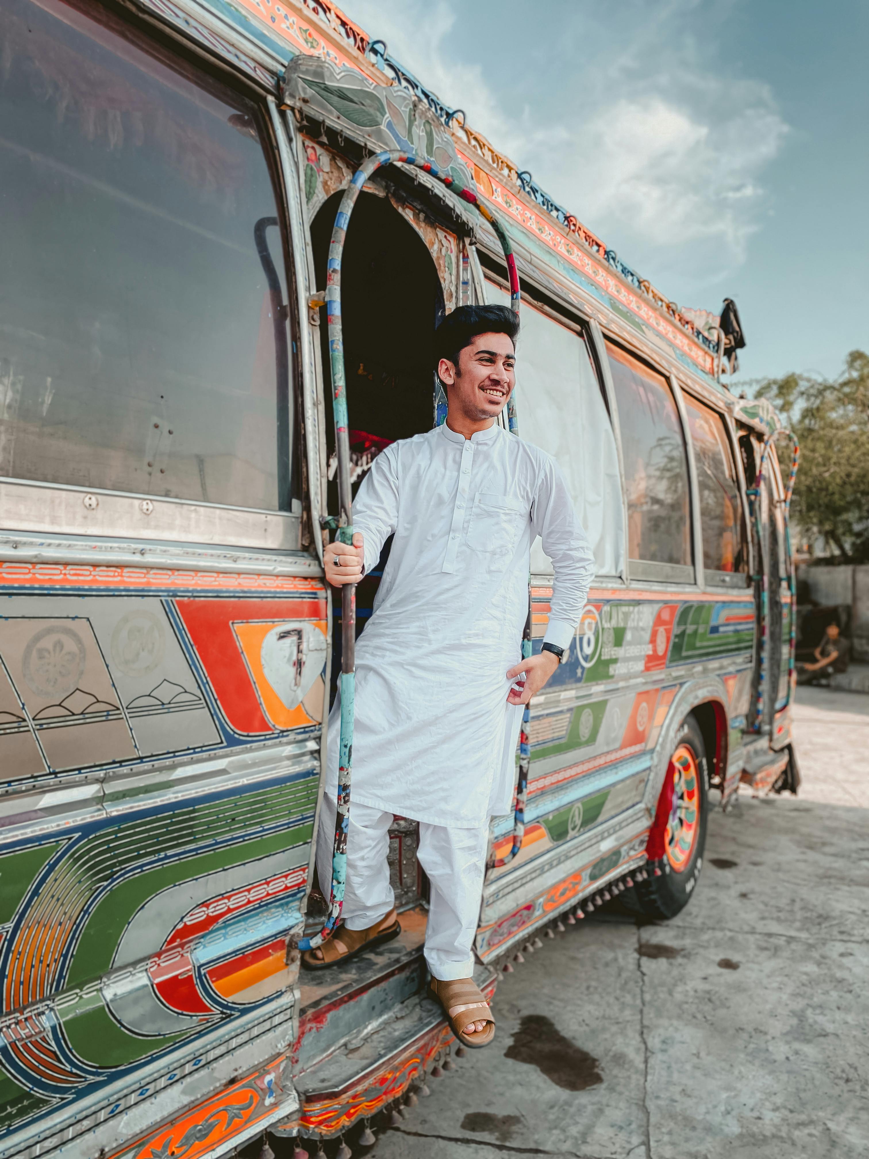 Iso Phase Bus Photos, Download The BEST Free Iso Phase Bus Stock Photos ...