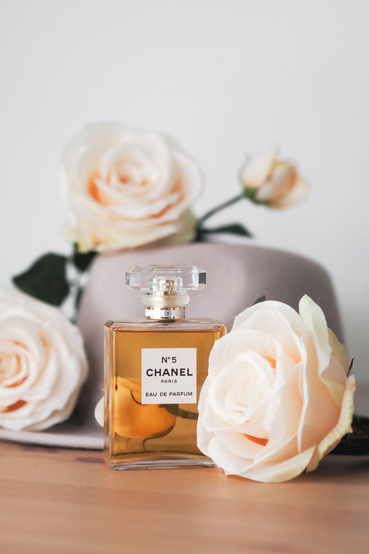 Bleu De Chanel Perfum Photos, Download The BEST Free Bleu De Chanel ...