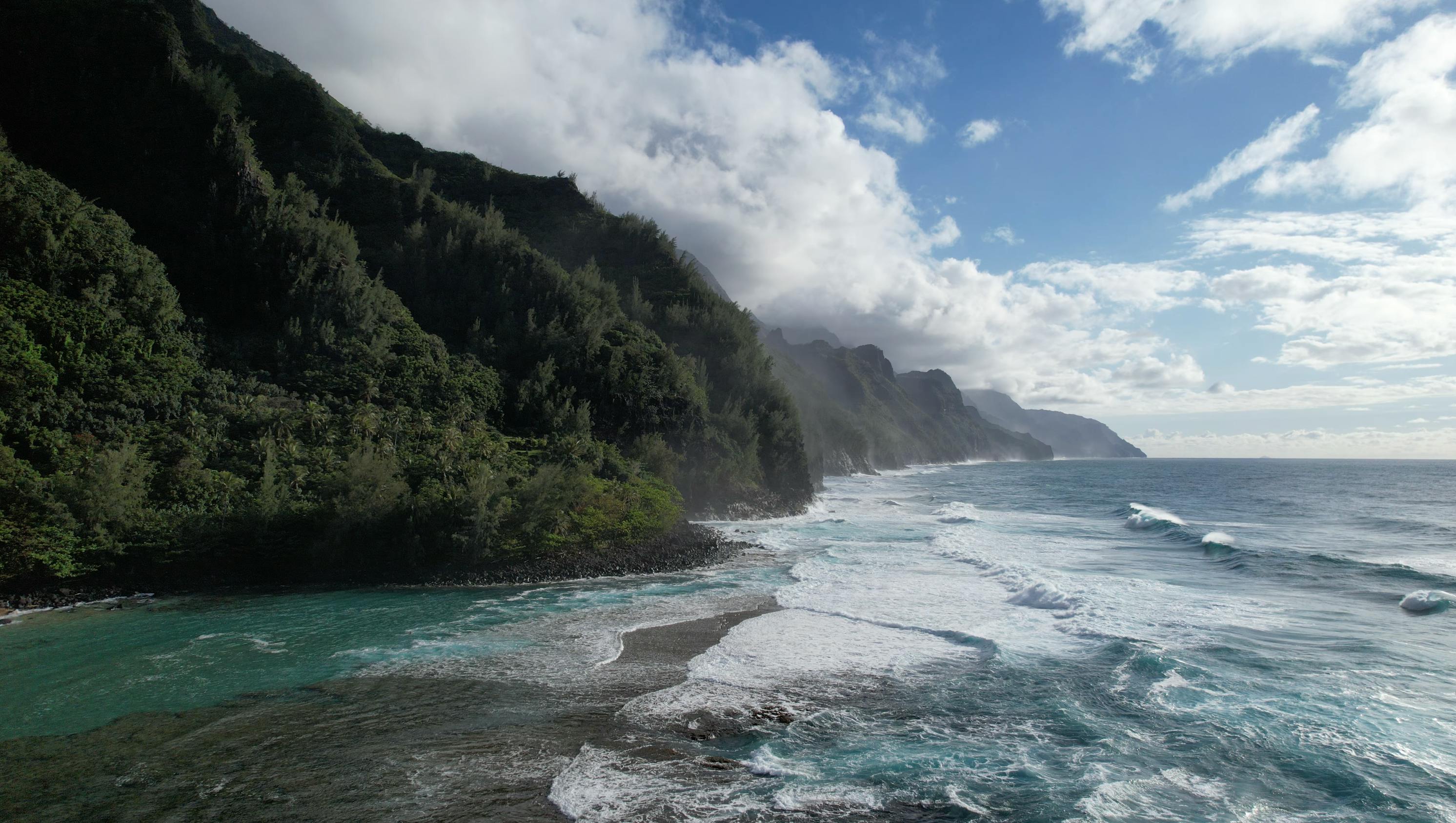 Scenic View of the Kee Beach, Na Pali Coast, Kauai, Hawaii, USA · Free ...