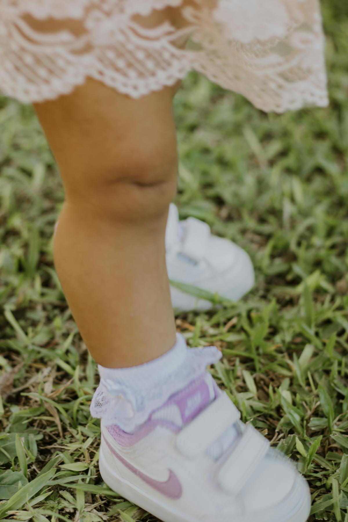 Little Girl Legs Photos, Download The BEST Free Little Girl Legs Stock ...