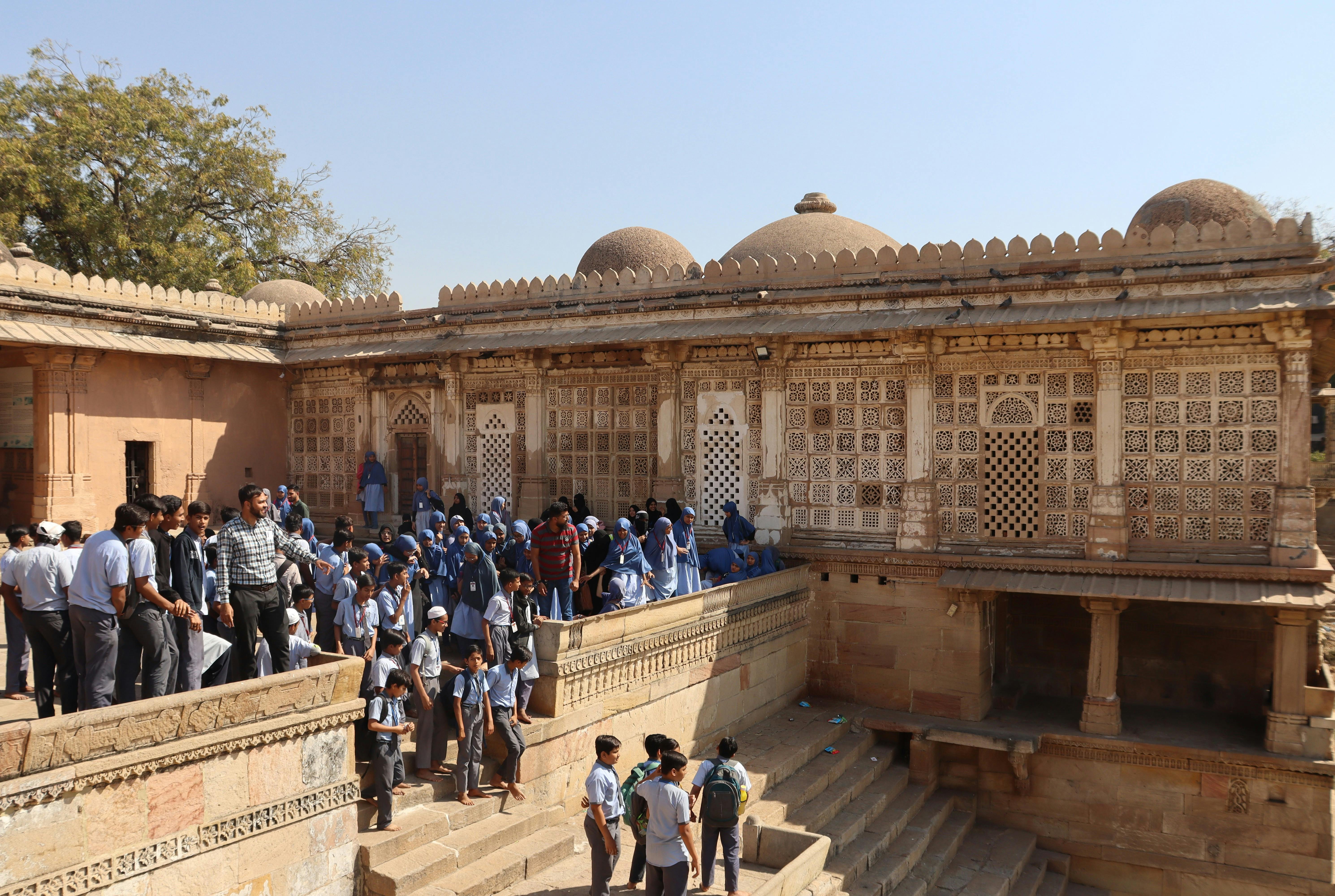 Mosque Students Photos, Download The BEST Free Mosque Students Stock ...