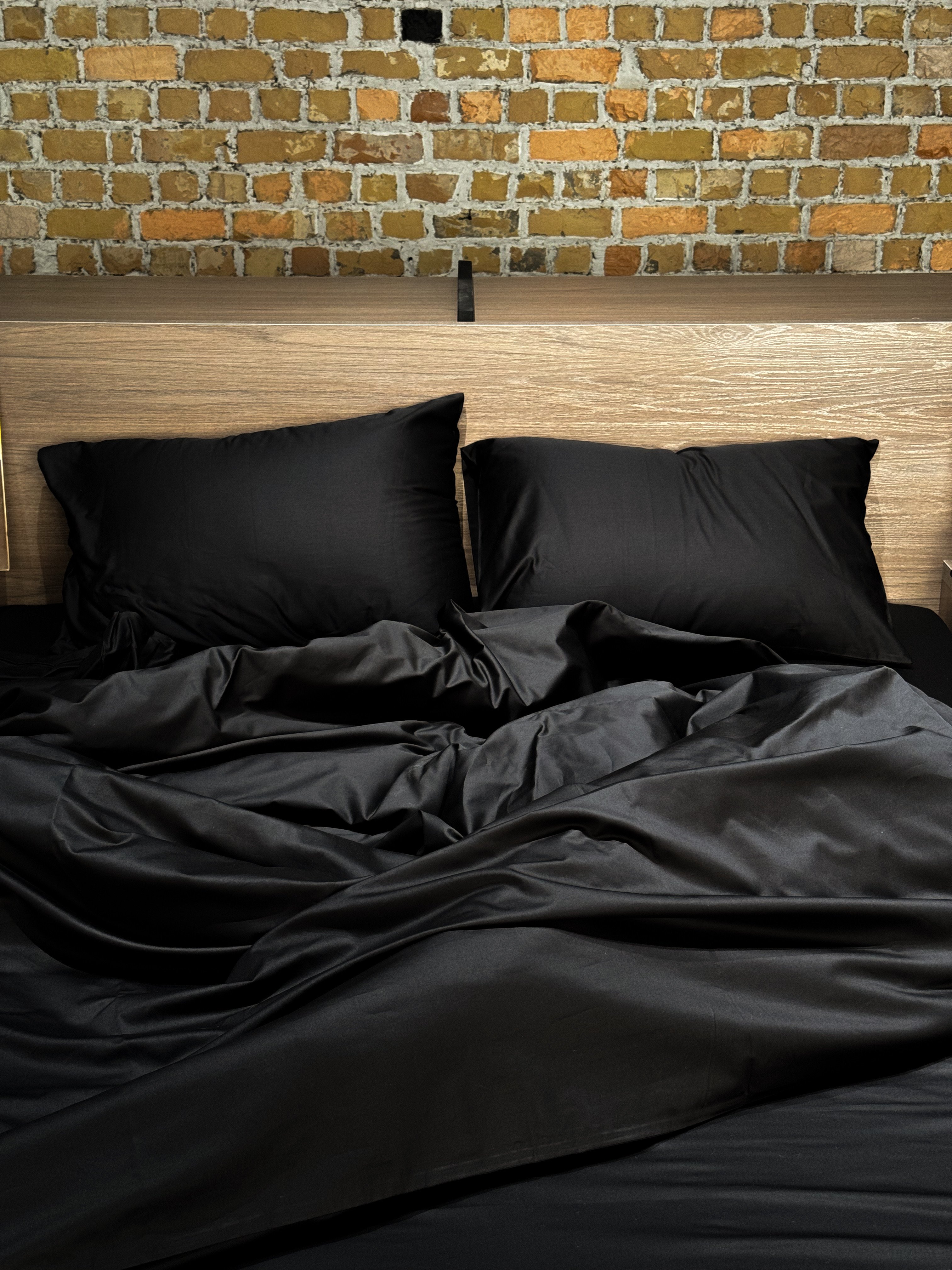 Black Linen on Bed · Free Stock Photo