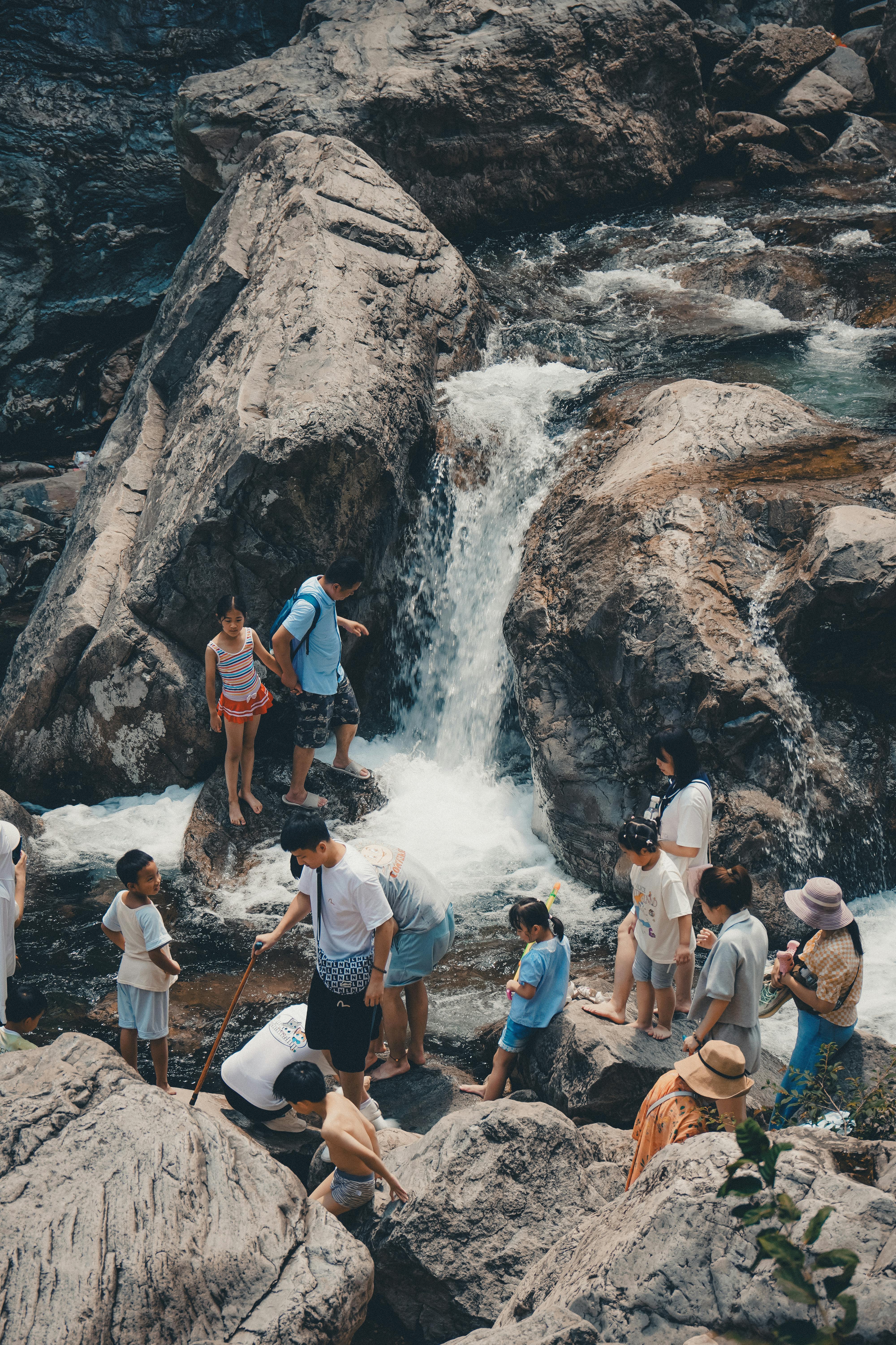 Triangular Waterfall Photos, Download The BEST Free Triangular ...