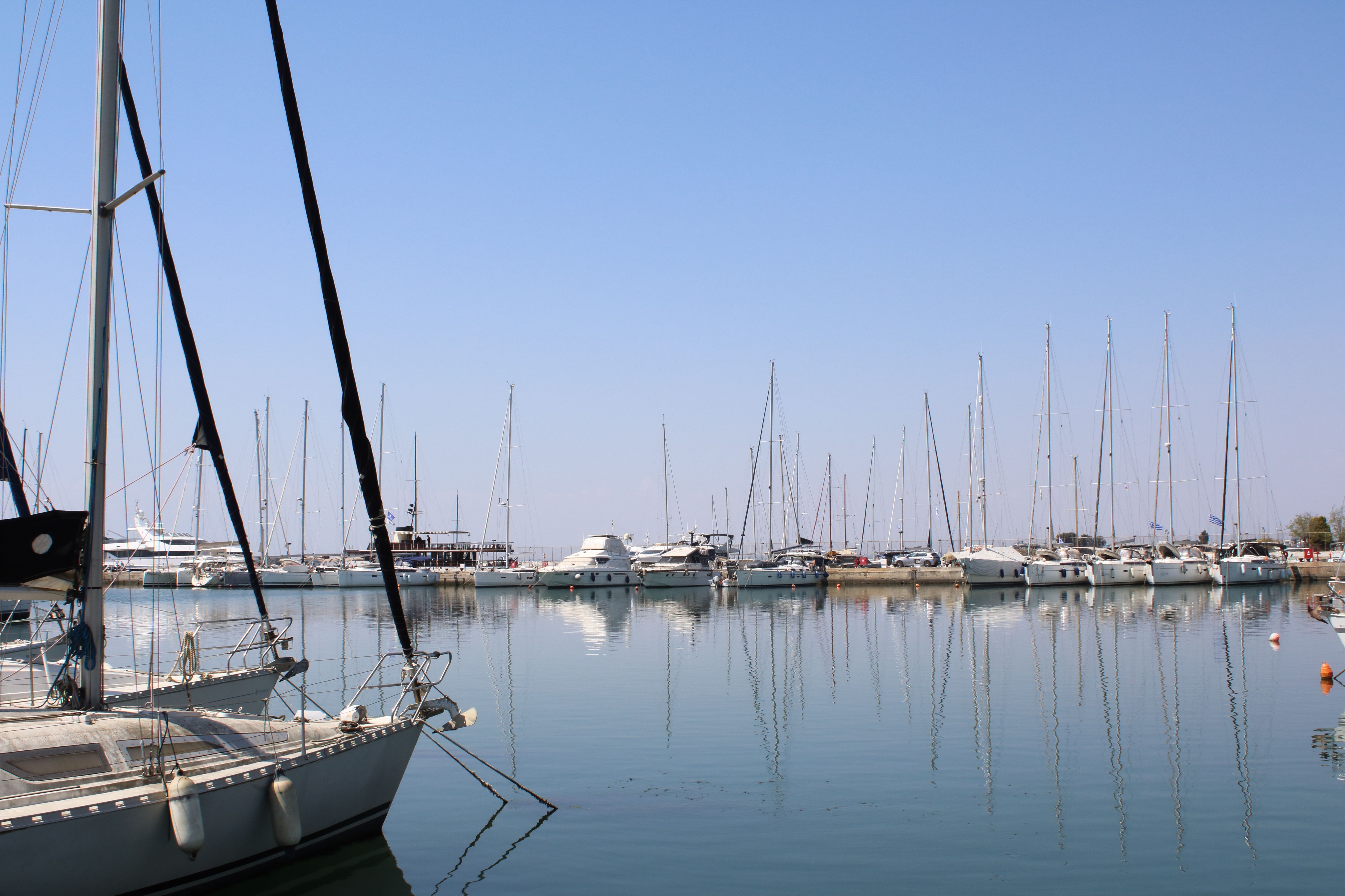 Boats in a Harbor · Free Stock Photo