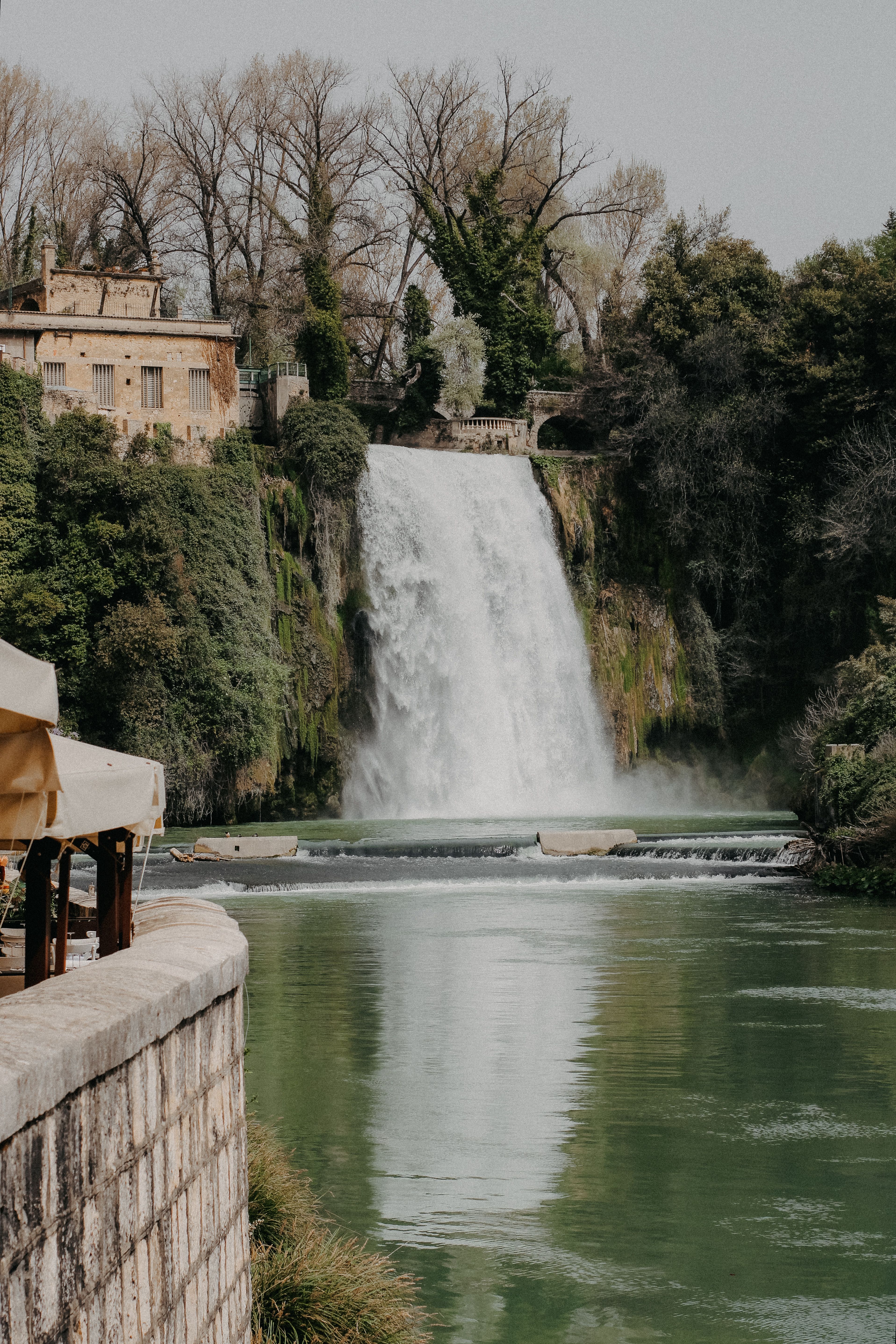 Waterfall in Garden in Town · Free Stock Photo