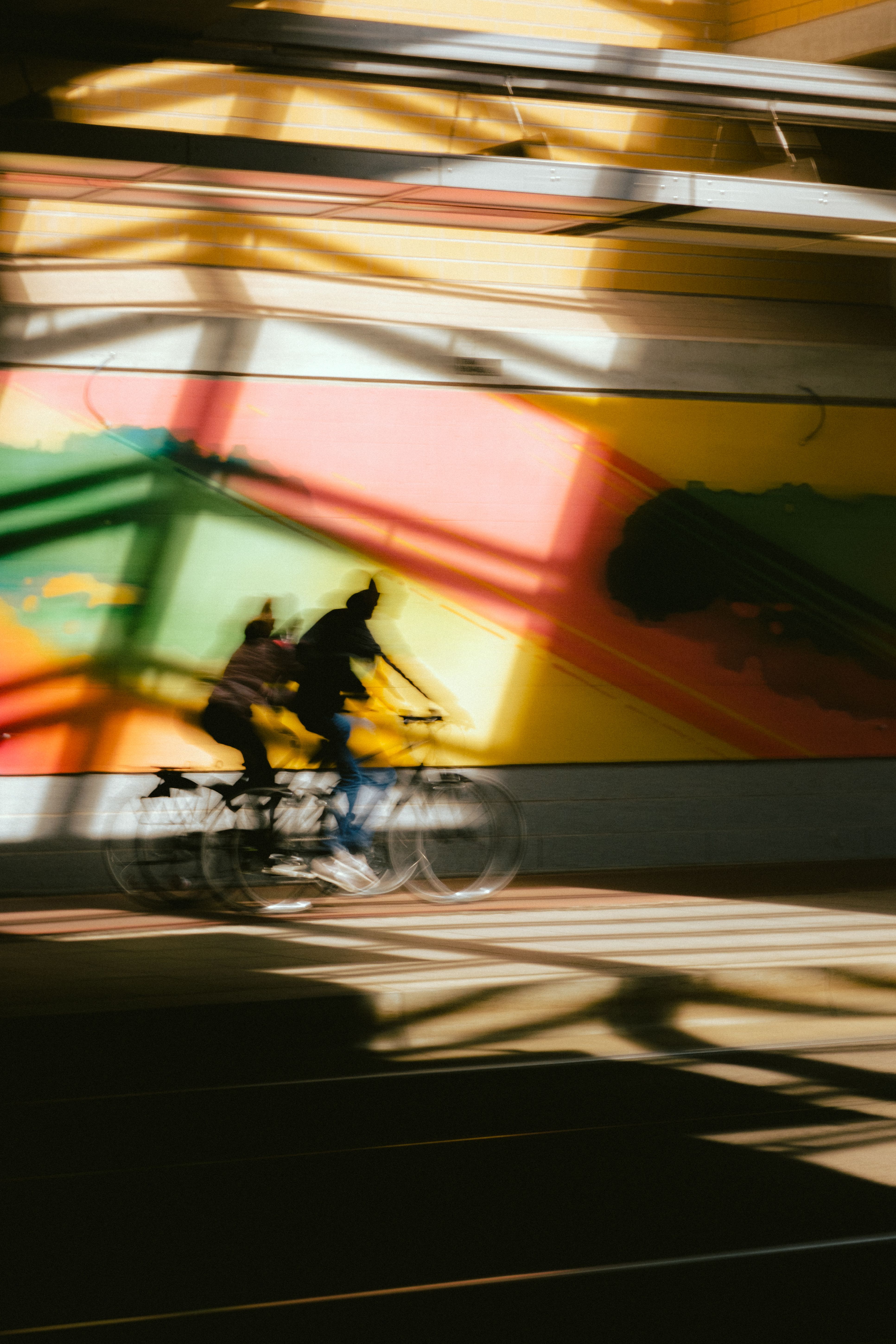 Leon Subway Photos, Download The BEST Free Leon Subway Stock Photos ...
