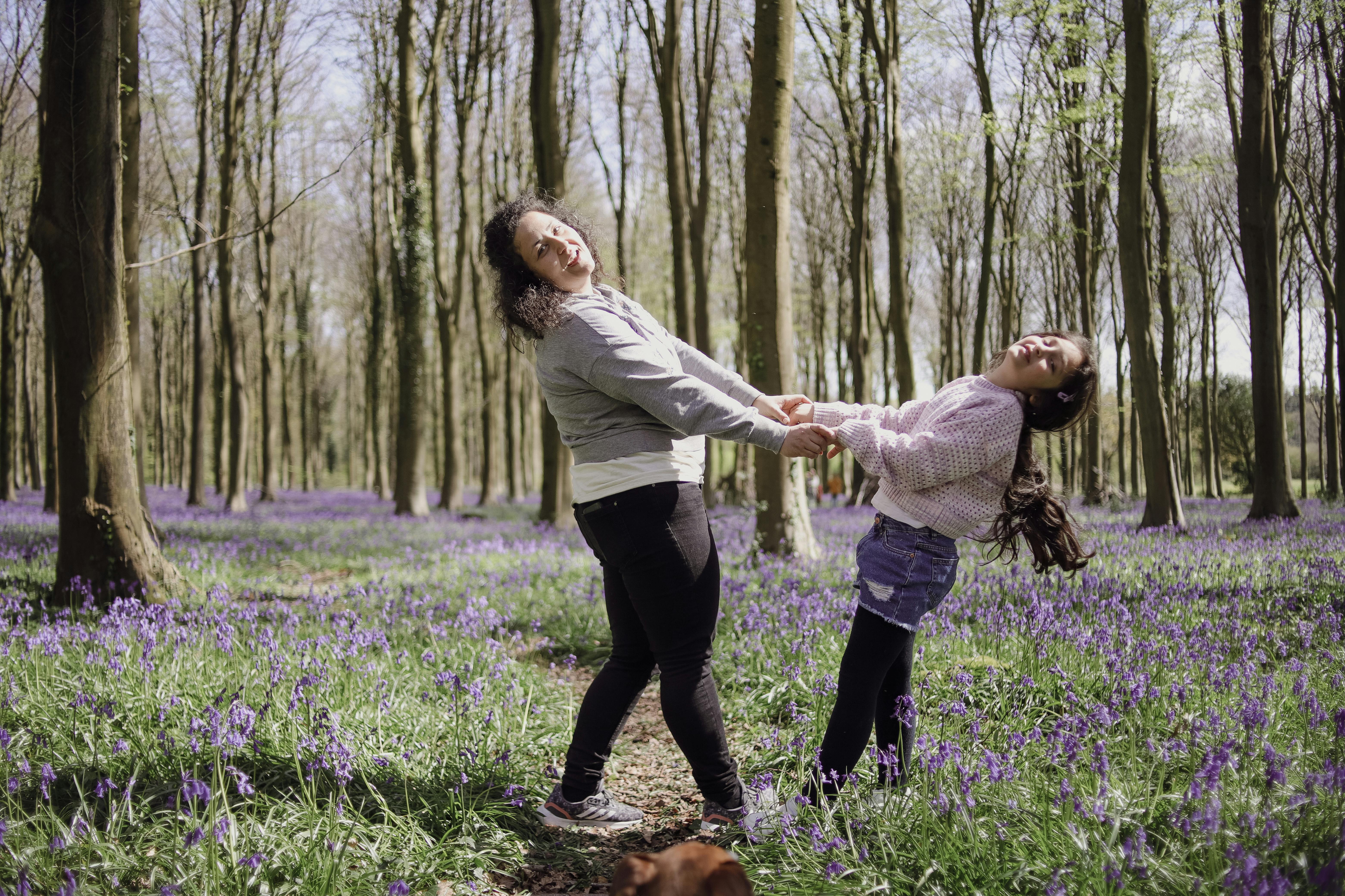 Kid Spinning In Circles Photos, Download The BEST Free Kid Spinning In ...