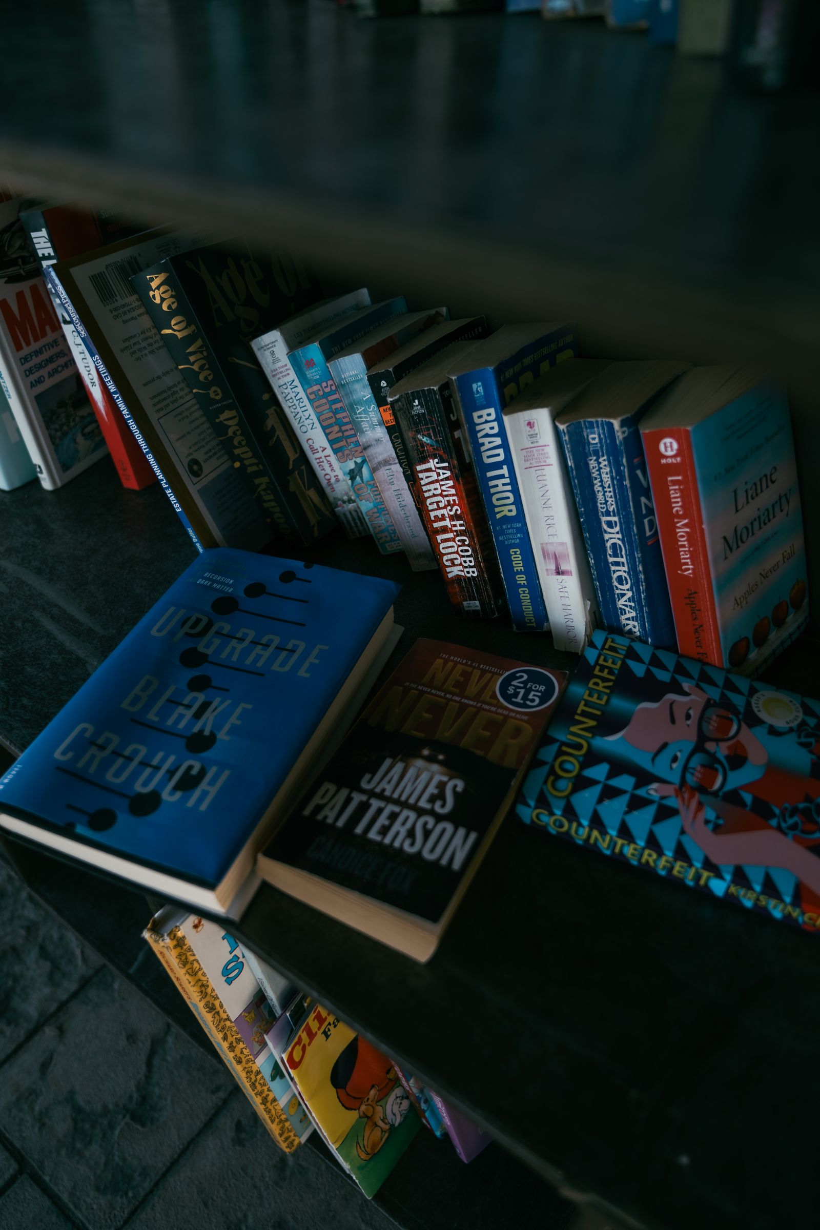 Book Store Photos, Download The BEST Free Book Store Stock Photos & HD ...