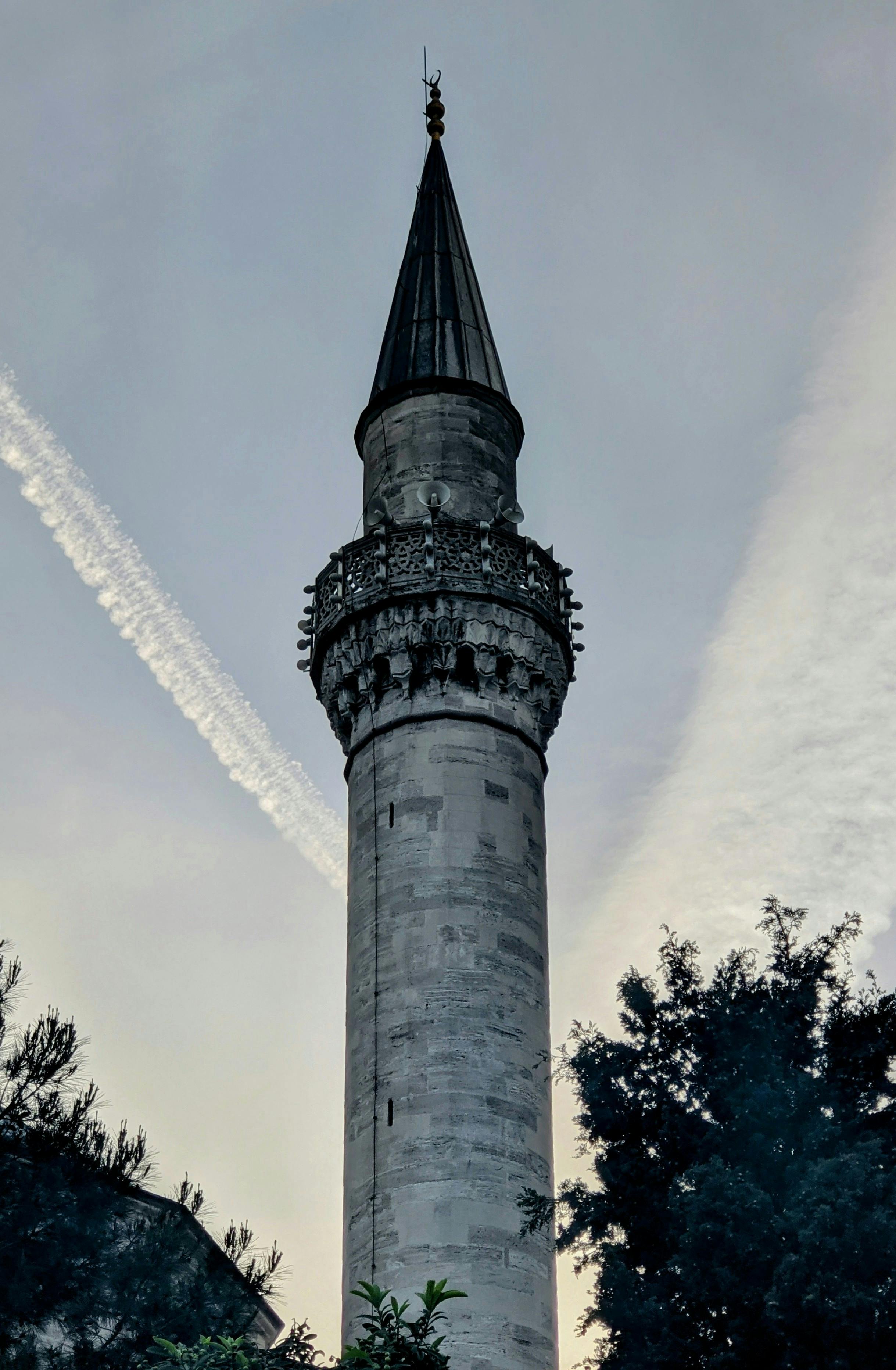 White Mosque Photos, Download The BEST Free White Mosque Stock Photos ...