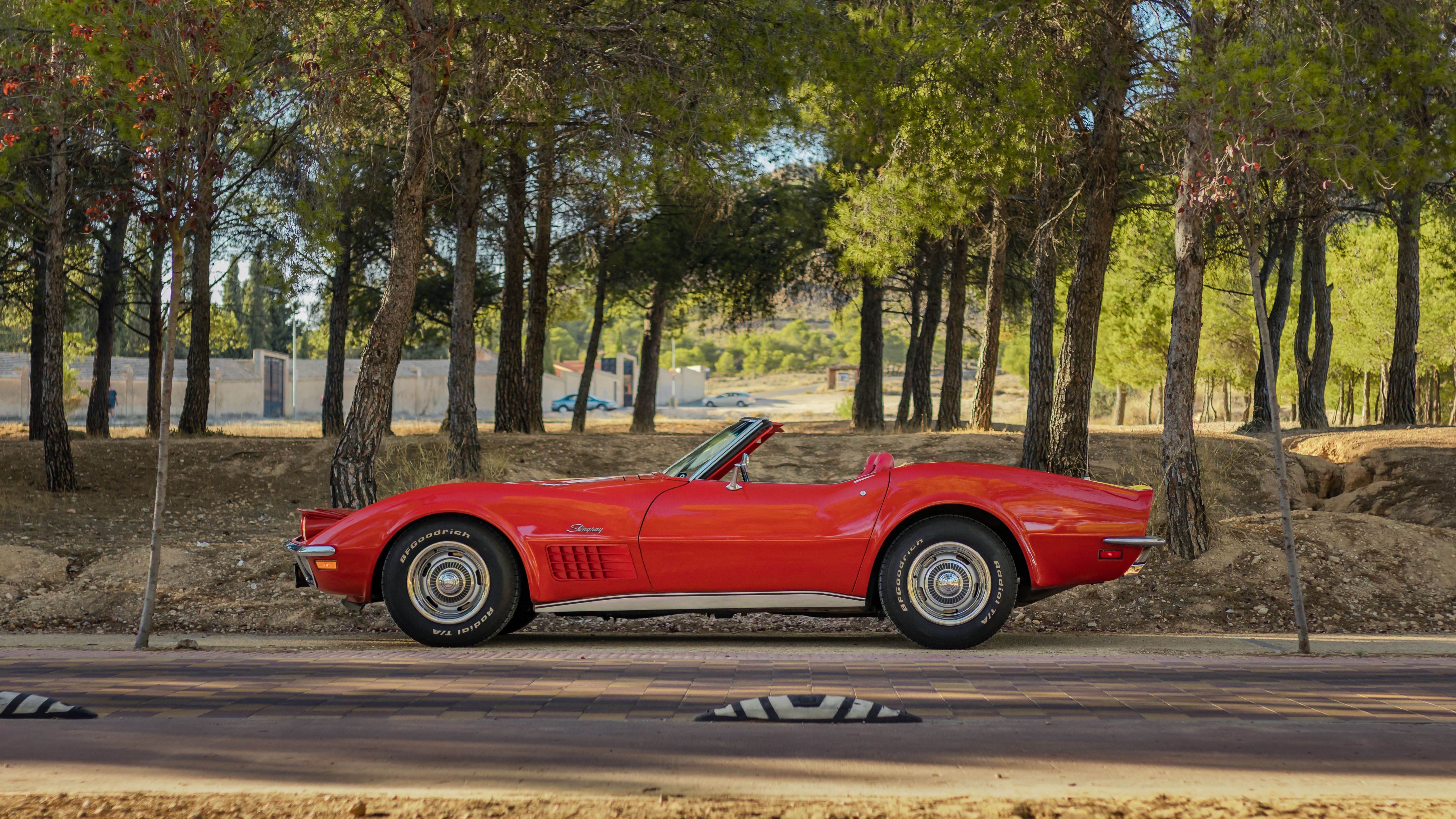 Red Chevrolet Corvette Cabriolet · Free Stock Photo