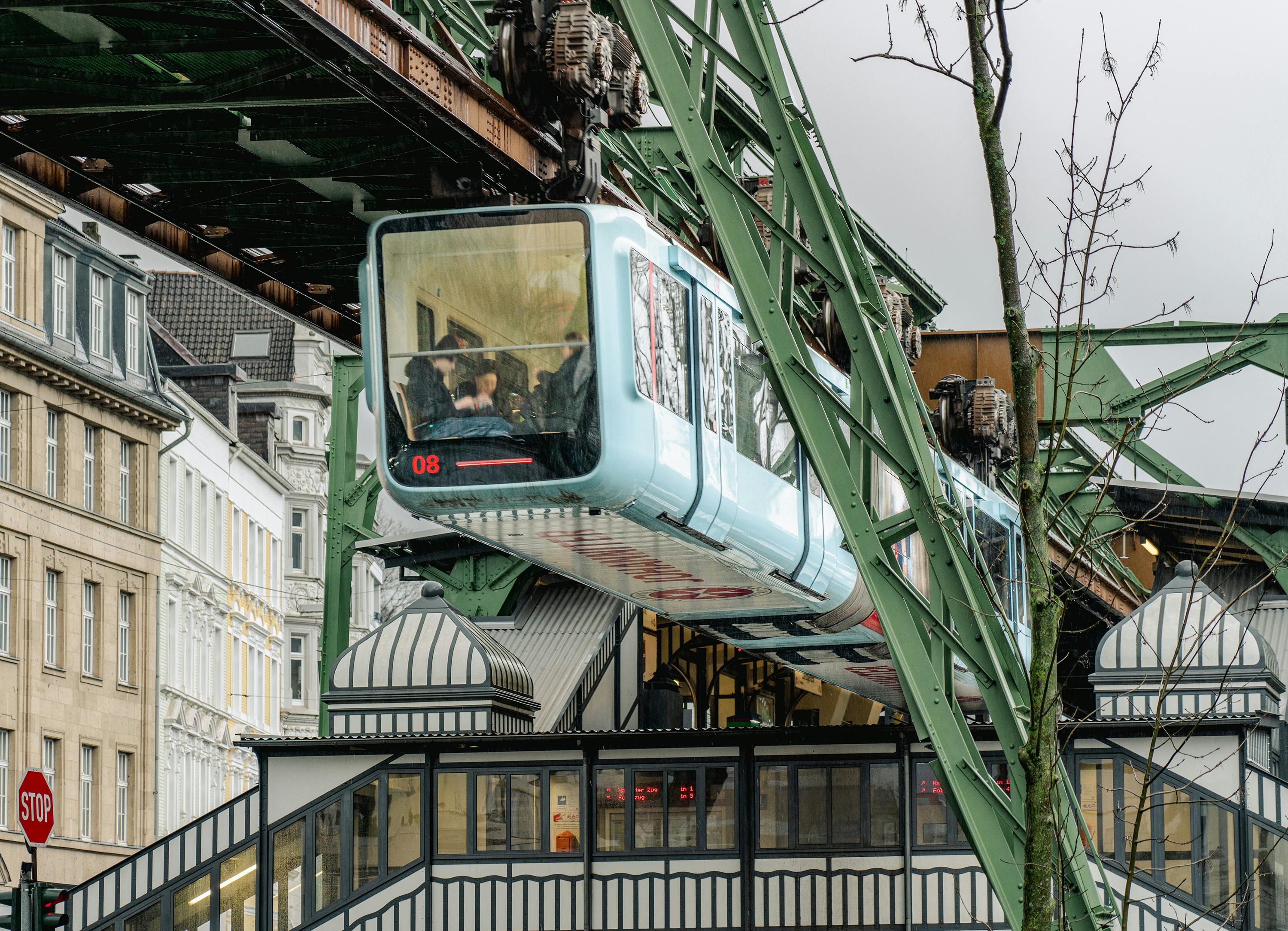 Train Vehicle Photos, Download The BEST Free Train Vehicle Stock Photos ...