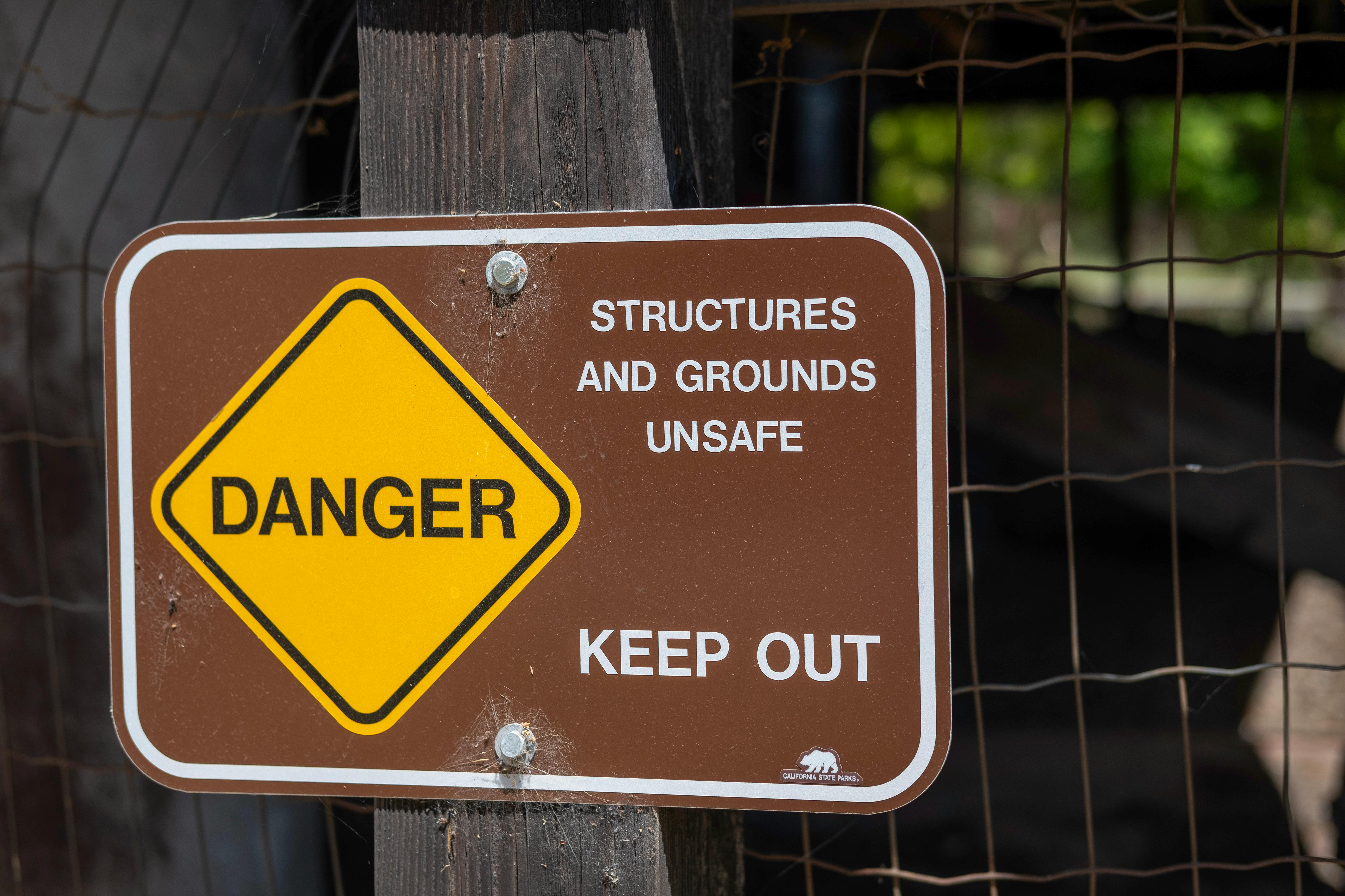 Keep Out Sign · Free Stock Photo