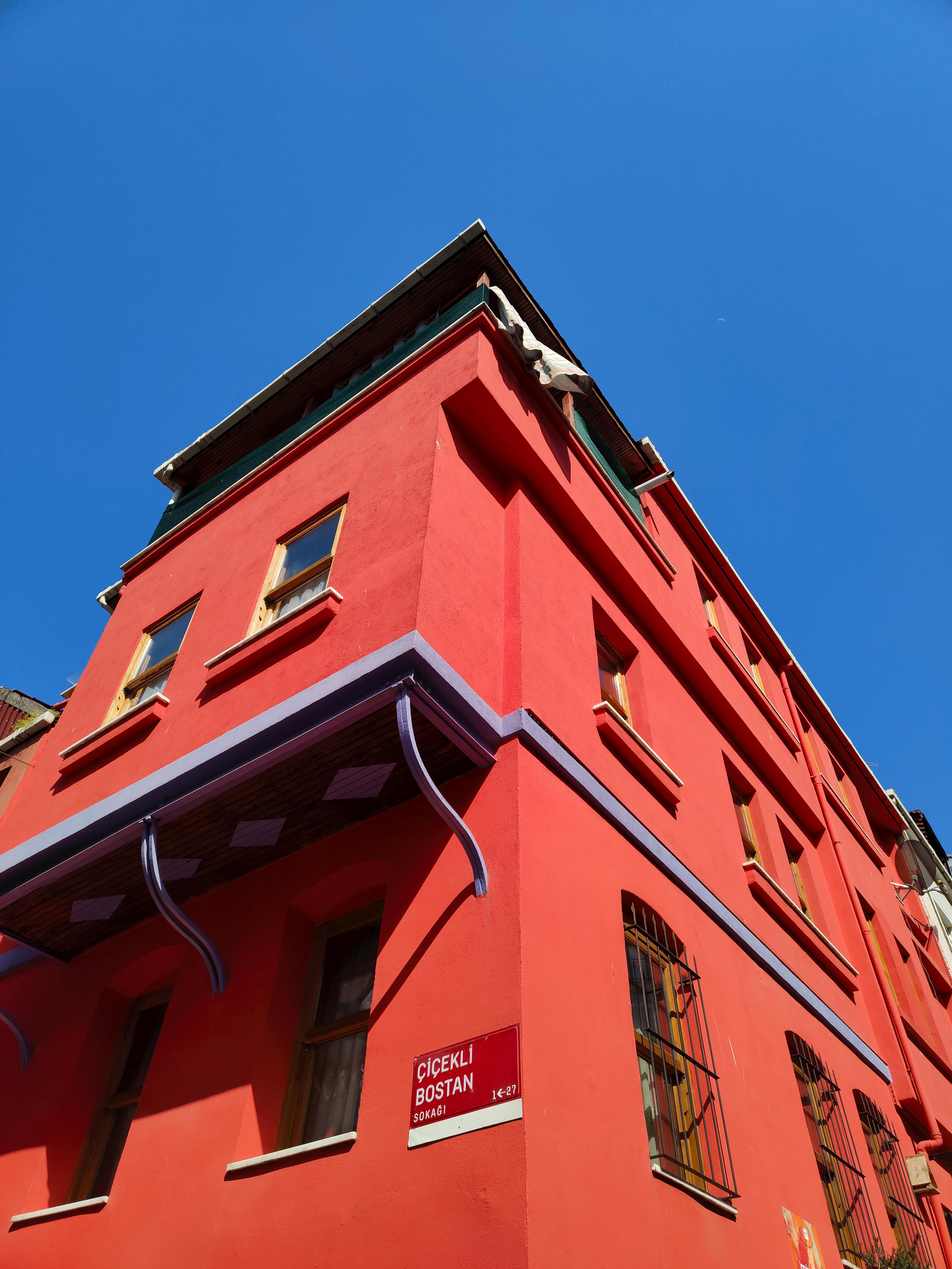 Red Urban Residential Building · Free Stock Photo