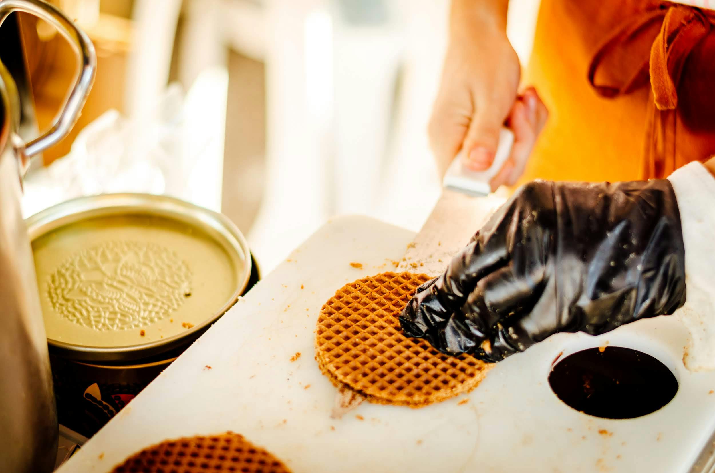 Chef Preparing Fresh Crispy Wafers · Free Stock Photo