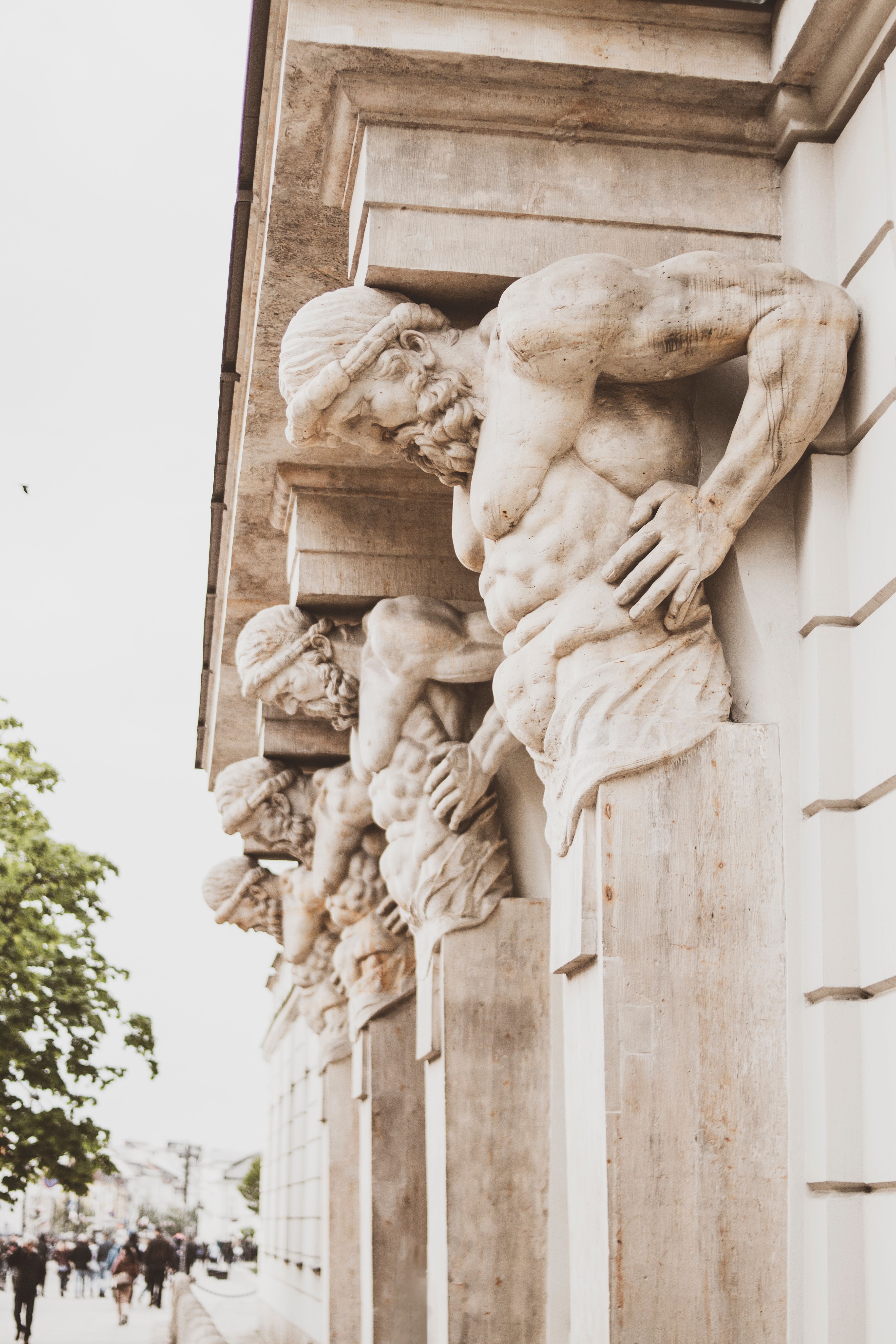 Statues Photos, Download The BEST Free Statues Stock Photos & HD Images
