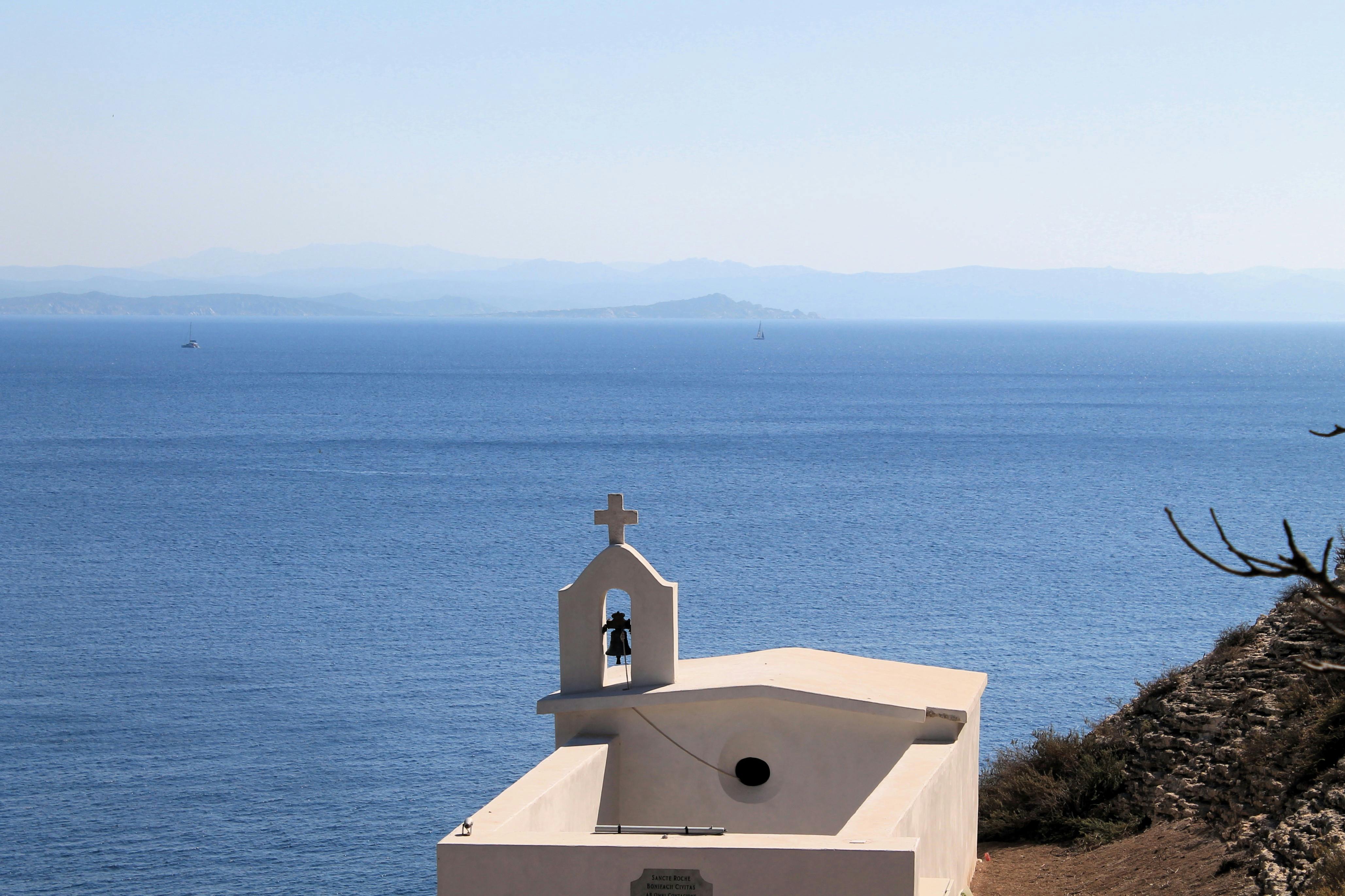 Small Church in Cliff by Sea · Free Stock Photo