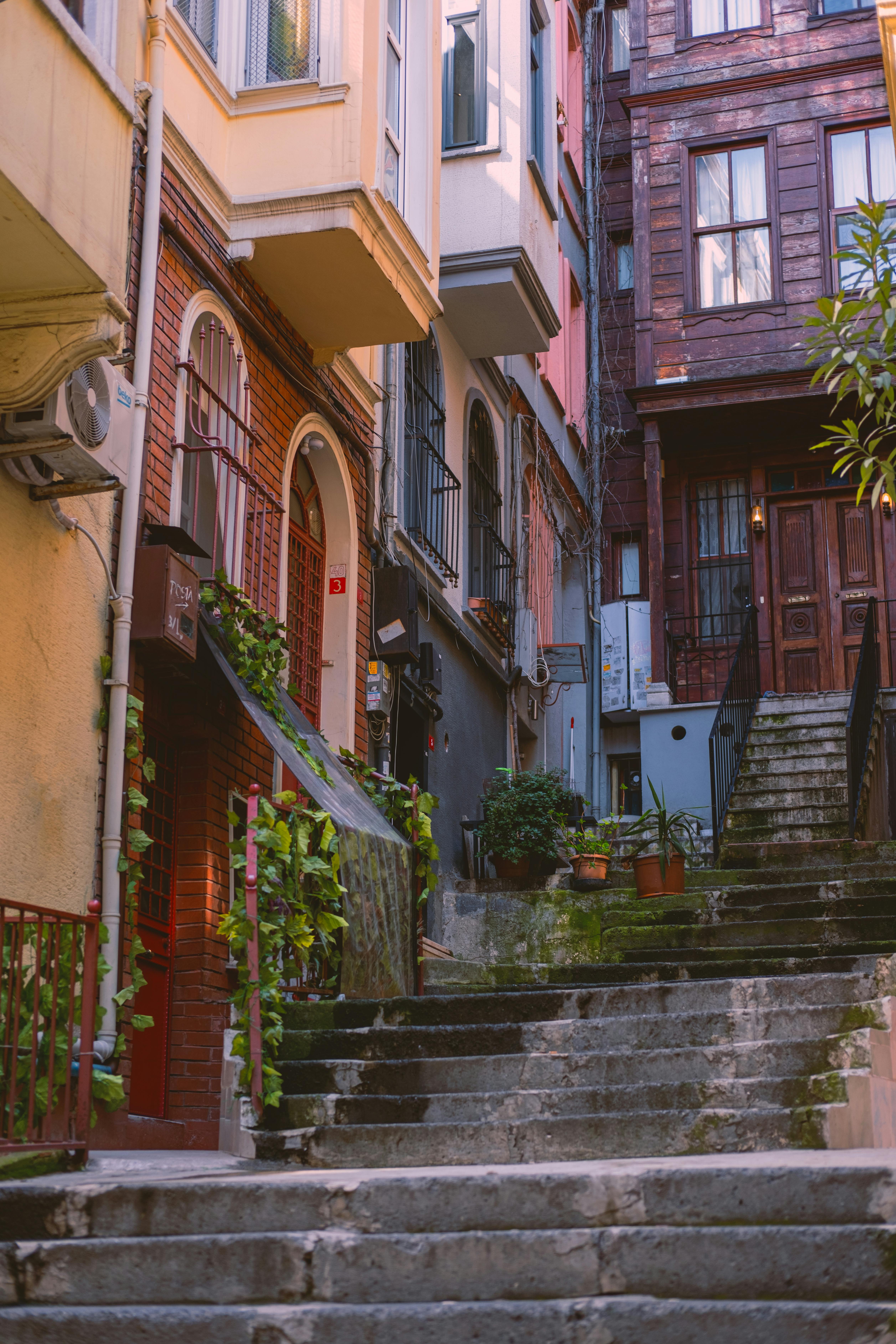 Balat Townhouses Along the Stairs · Free Stock Photo