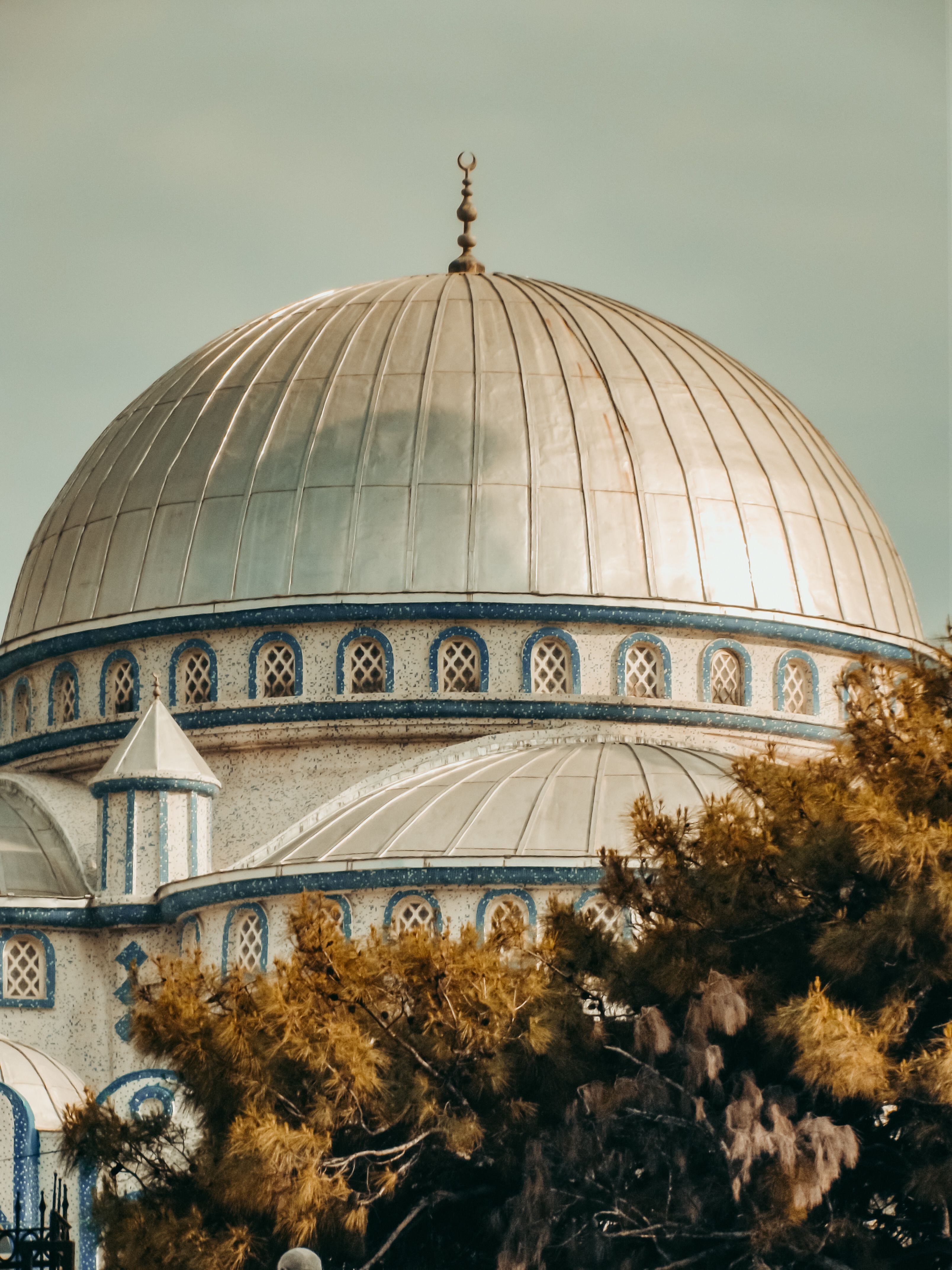 Main Dome of a Mosque · Free Stock Photo