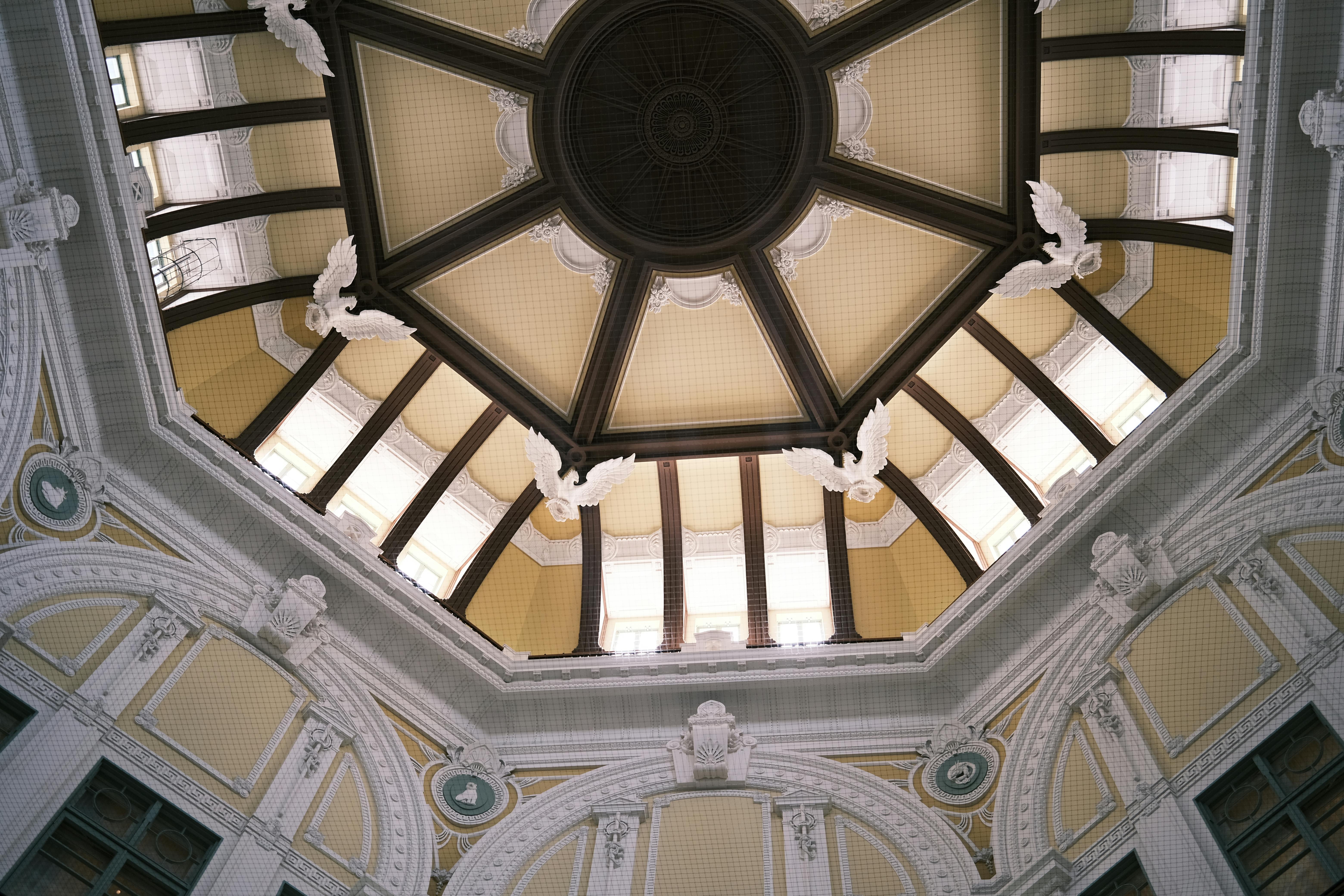 The Ceiling at the Tokyo Station, Marunouchi Honya Building, Tokyo ...