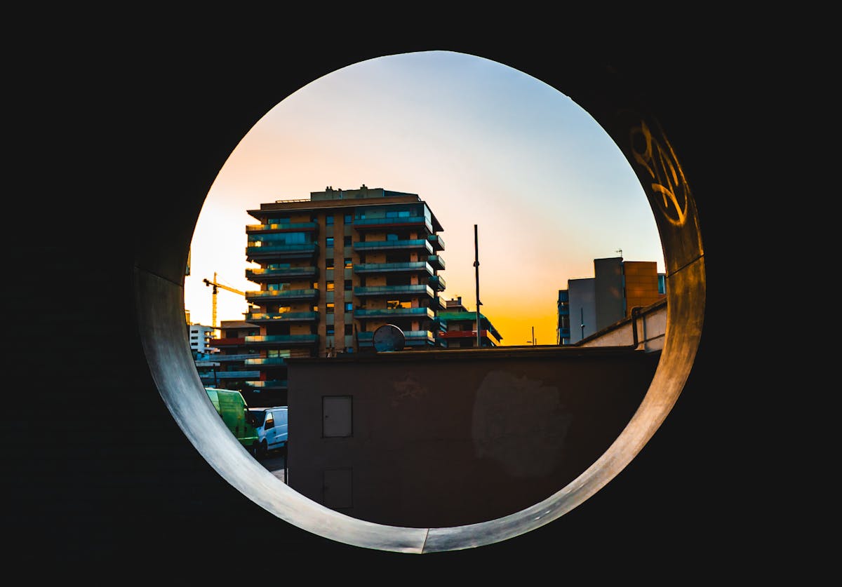 Round Window Photos, Download The BEST Free Round Window Stock Photos ...