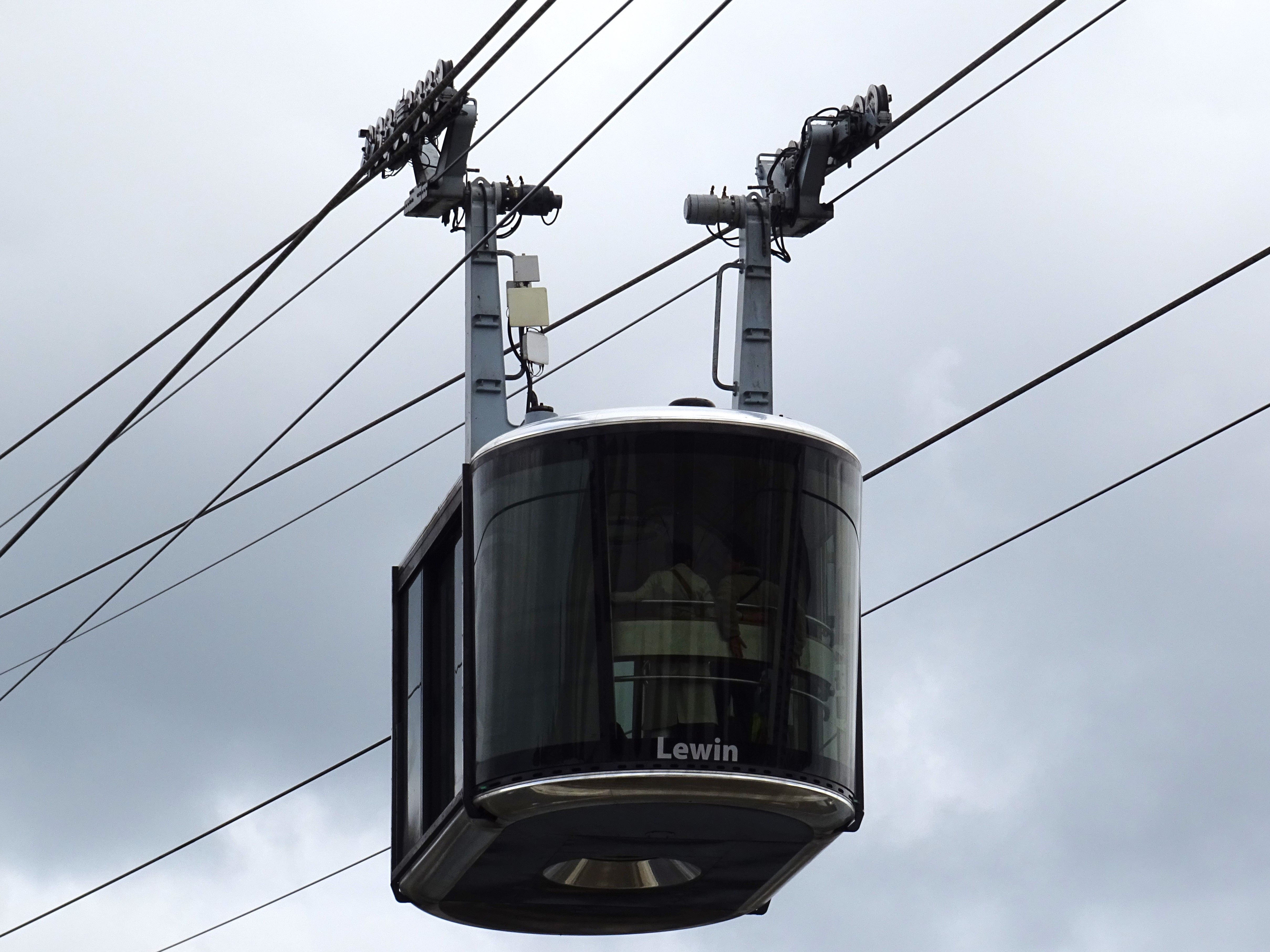 Sky Wire Photos, Download The BEST Free Sky Wire Stock Photos & HD Images