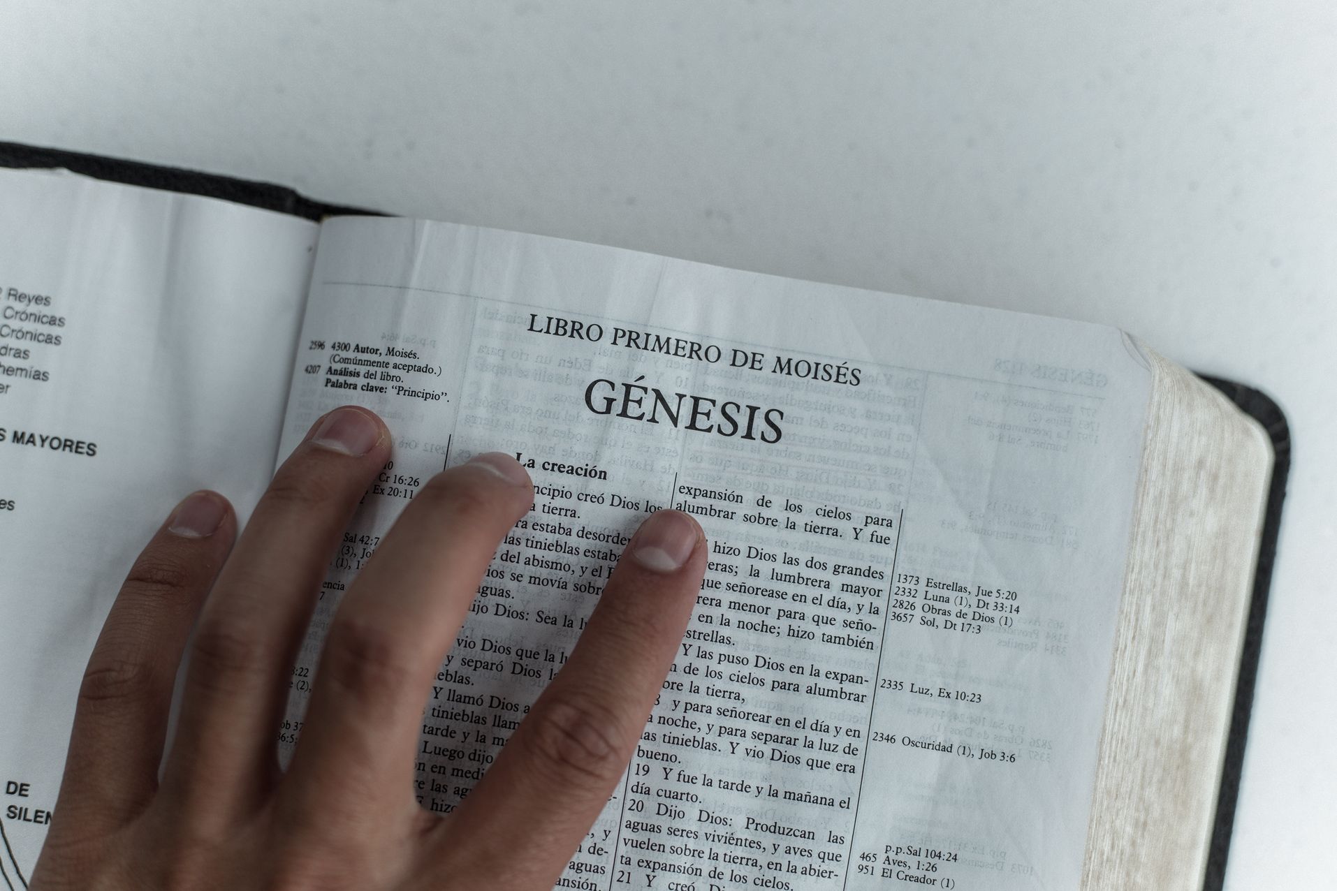 Who Was Clavius in the Bible? [Comprehensive Answer] - CGAA.org