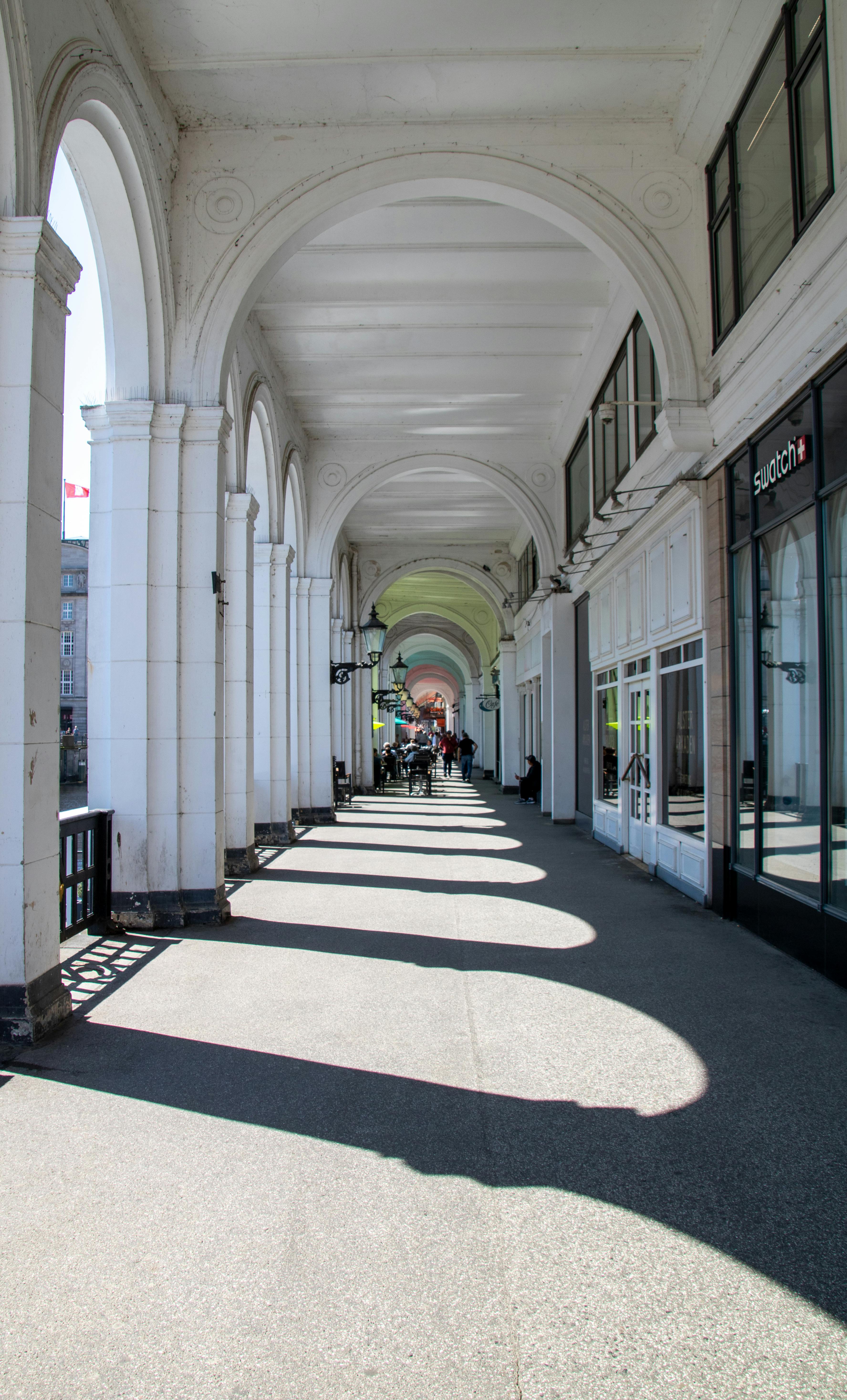 View of the Alster Arcade, Hamburg, Germany · Free Stock Photo