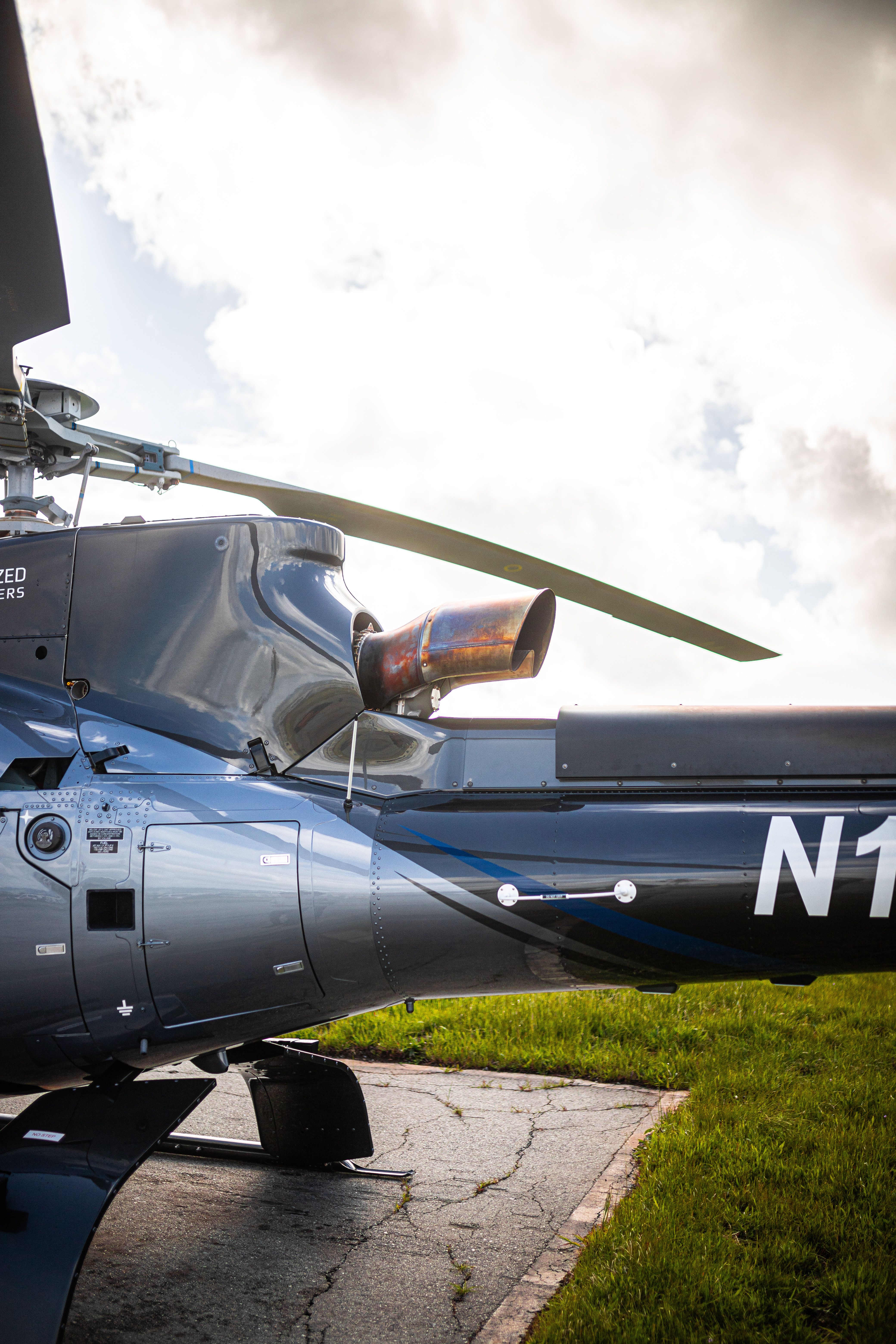 Selective Focus Shot of a Helicopter · Free Stock Photo