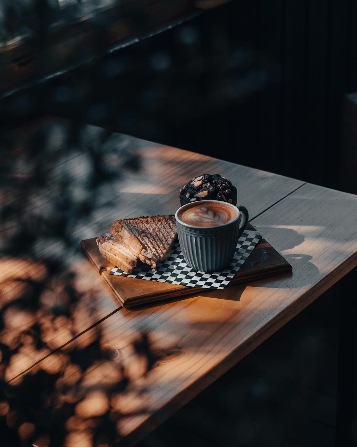 Cafe Interior Photos, Download The BEST Free Cafe Interior Stock Photos ...