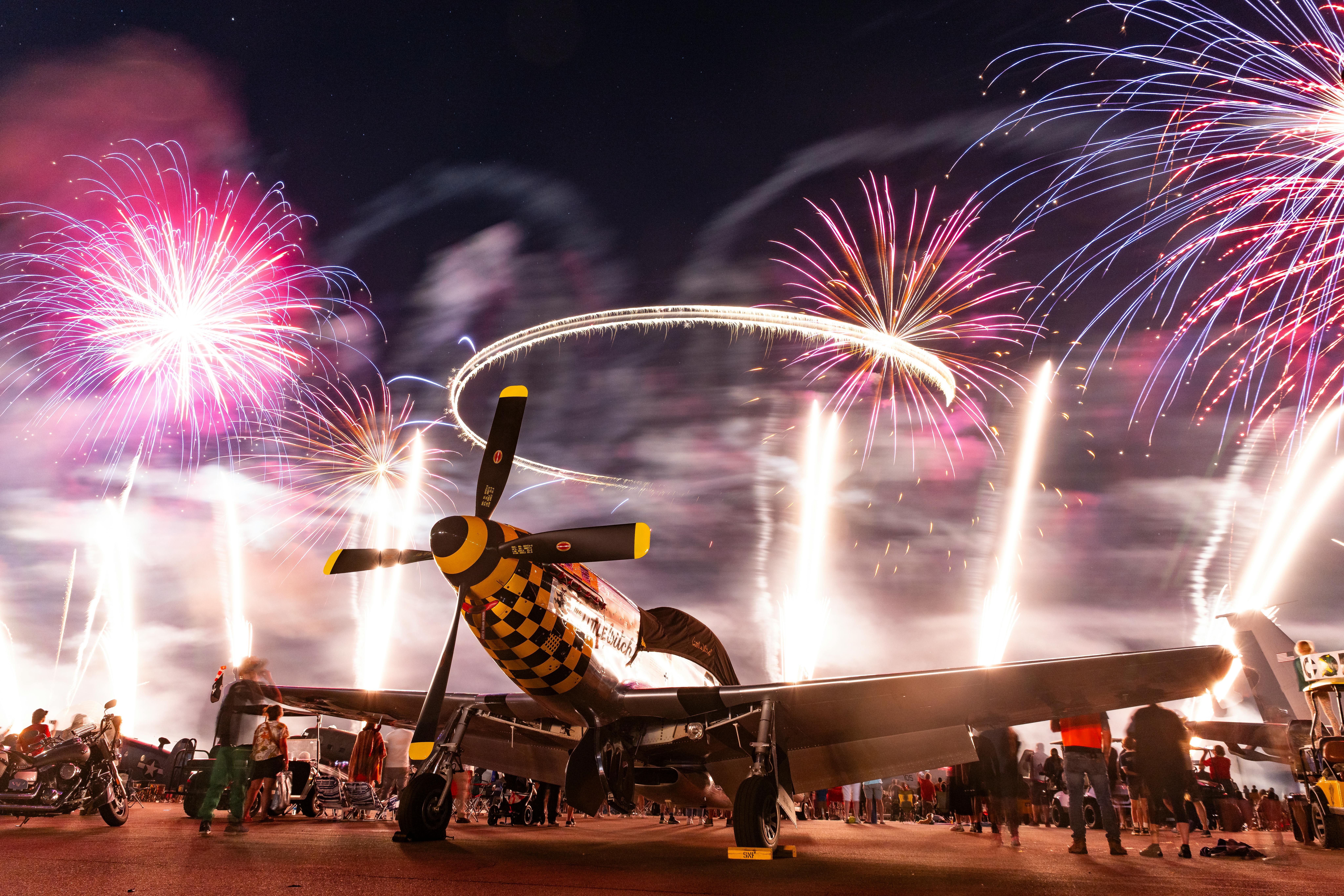 Fireworks over Airplane at Festival · Free Stock Photo