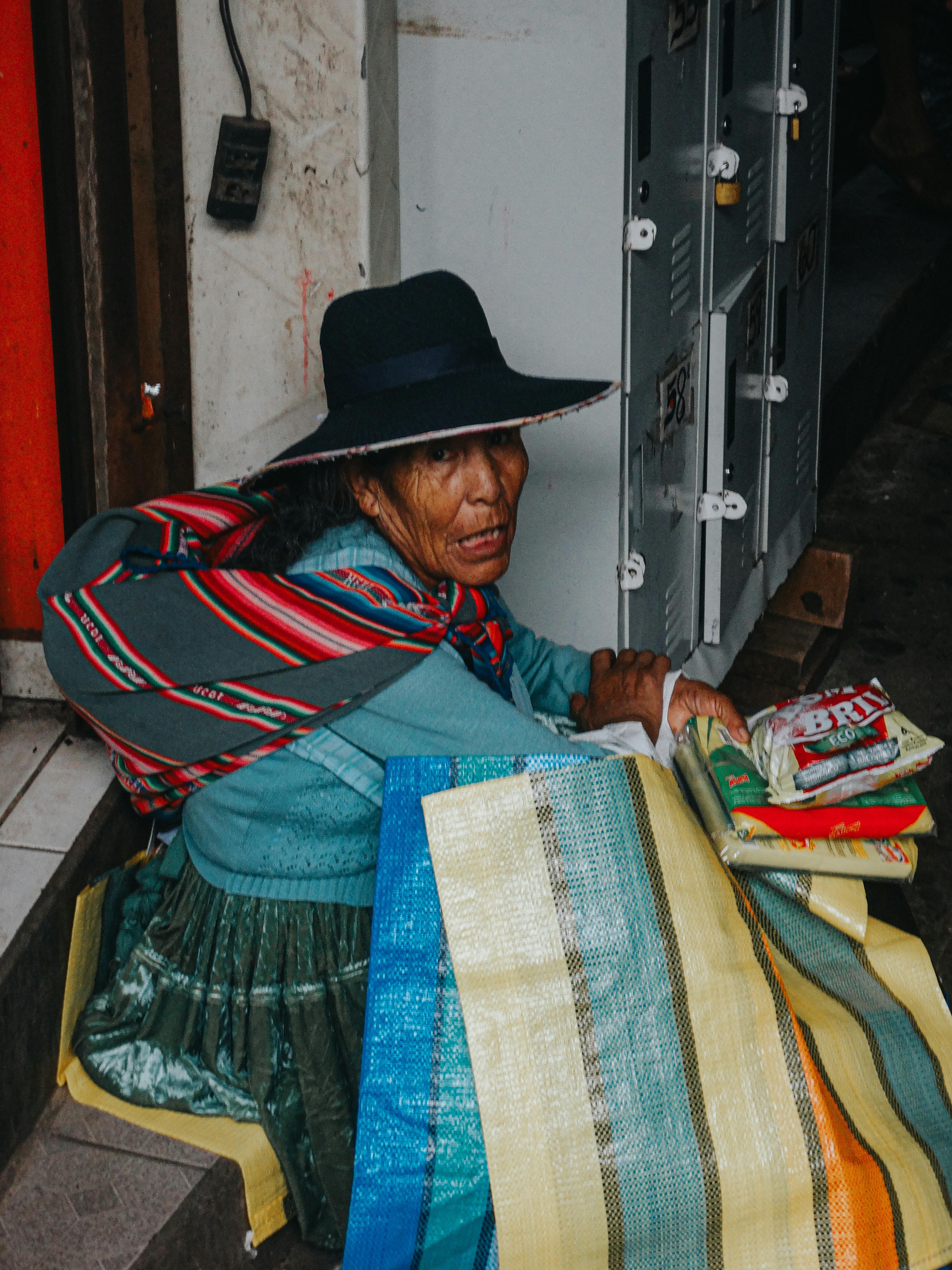 Foto de stock gratuita sobre adentro, américa del sur, atuendo ...