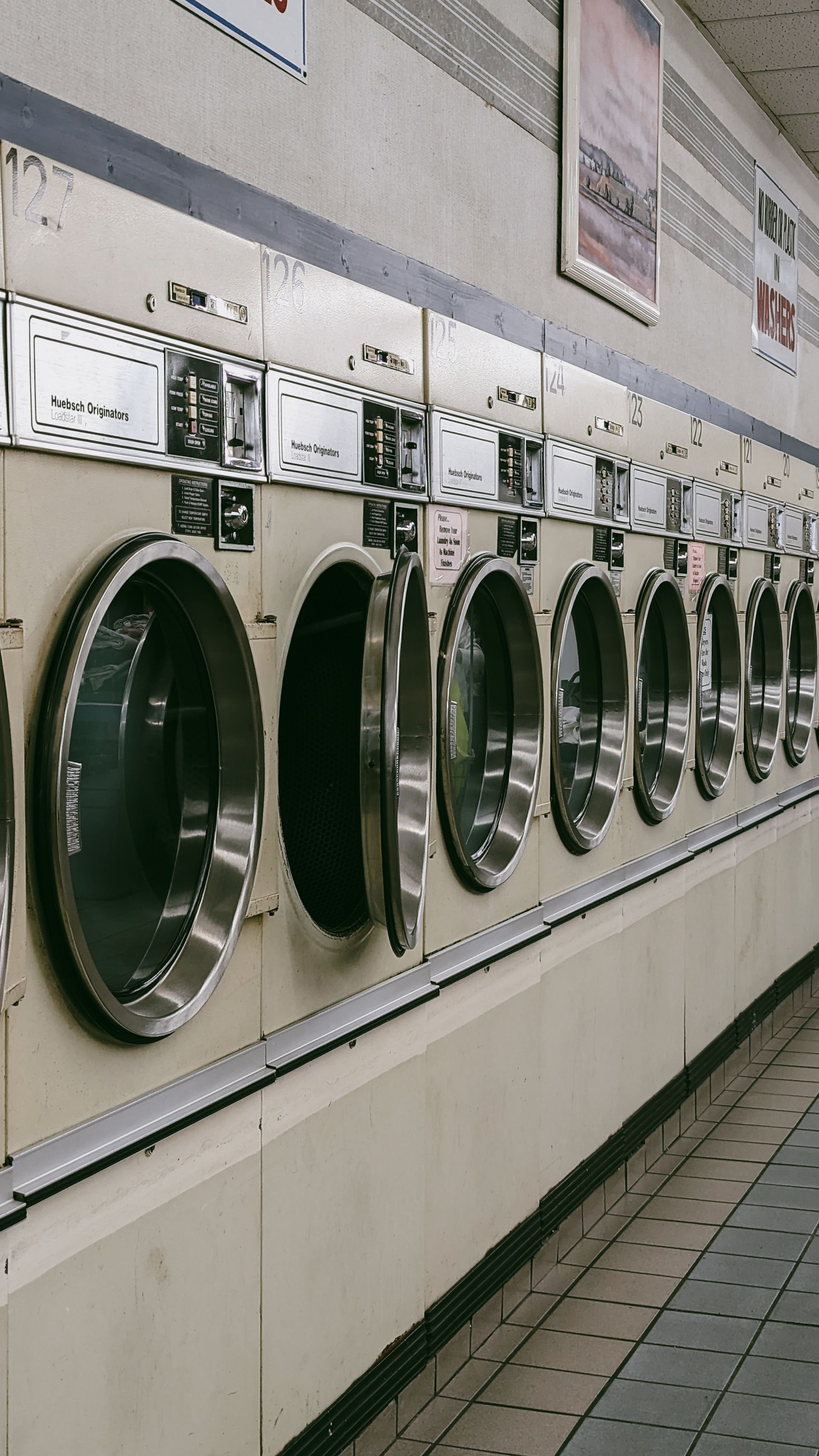 Washing Machines in Laundromat · Free Stock Photo