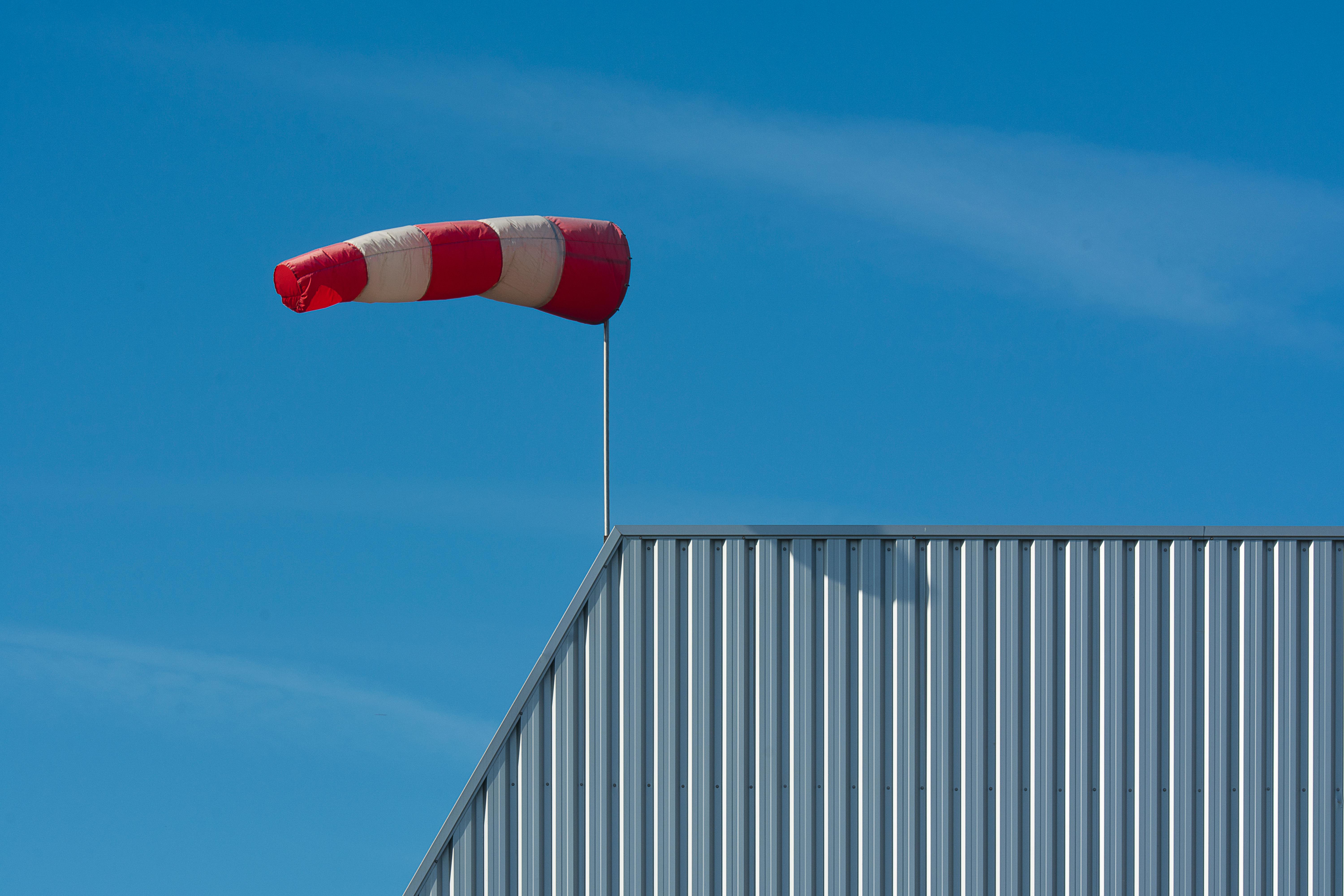 Wind Indicator on Rooftop · Free Stock Photo