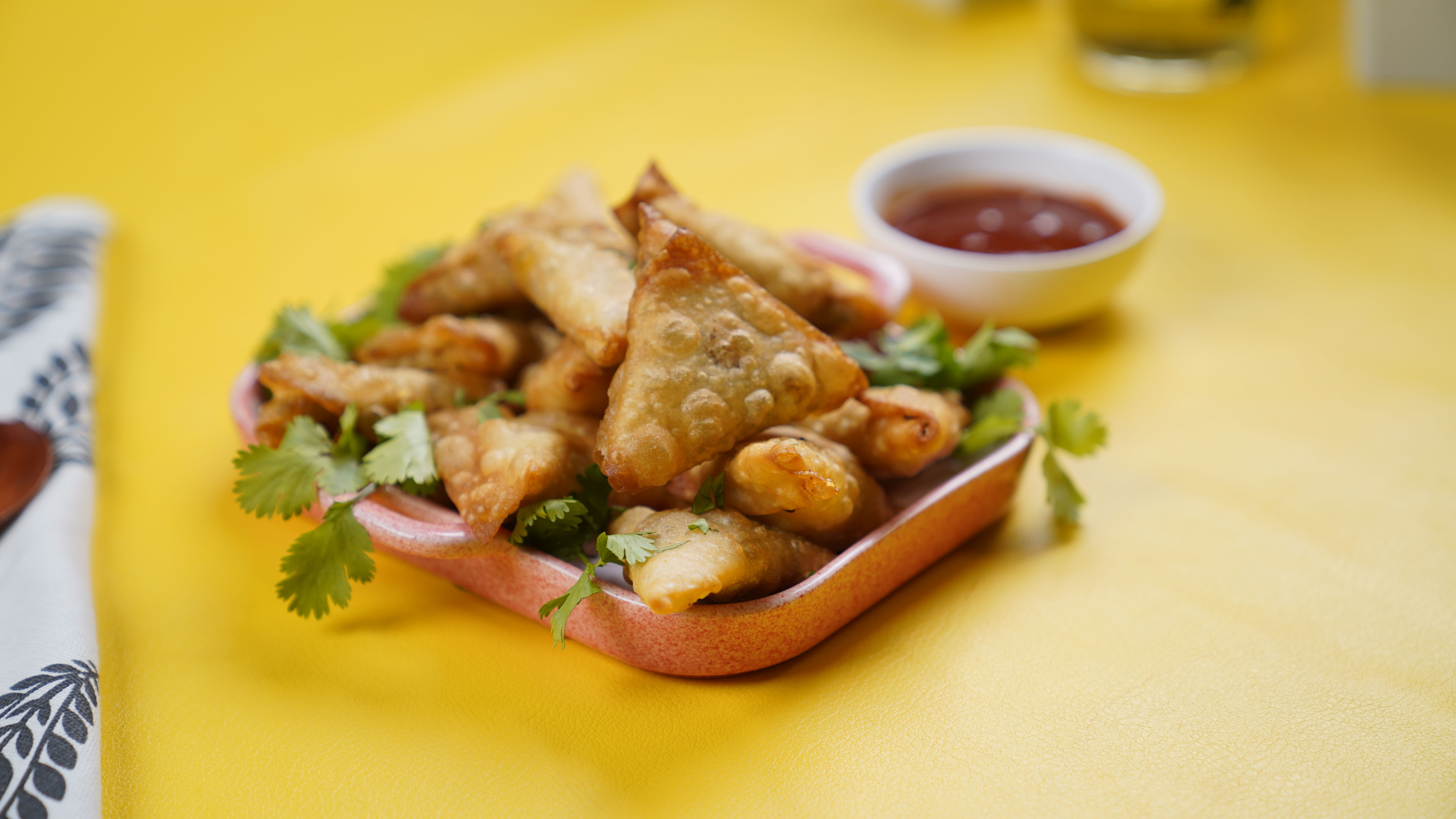 Popular Indian and Pakistani Snack Chicken and Beef Samosa | Desi food ...