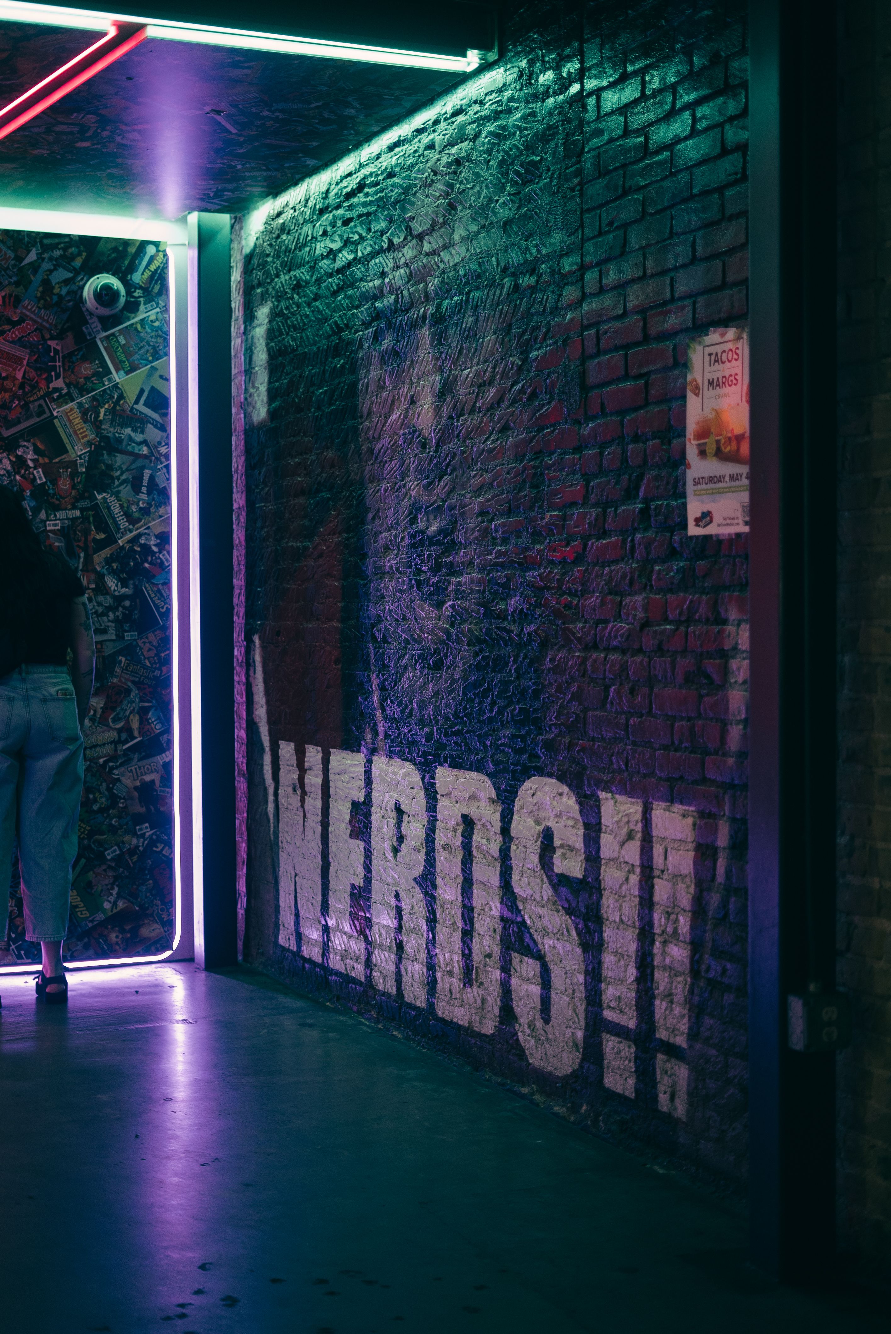Graffiti and Glowing Neons in a Nightclub · Free Stock Photo