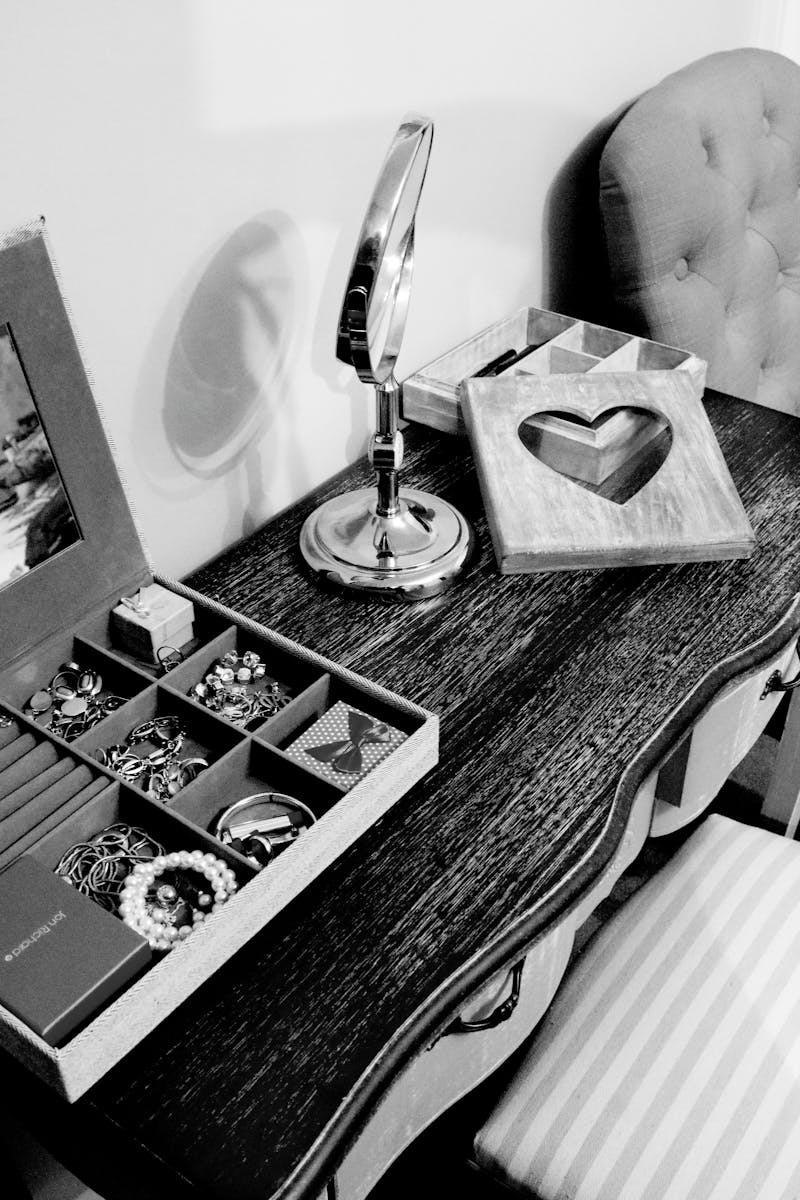 Jewelry Box Photos, Download The BEST Free Jewelry Box Stock Photos ...