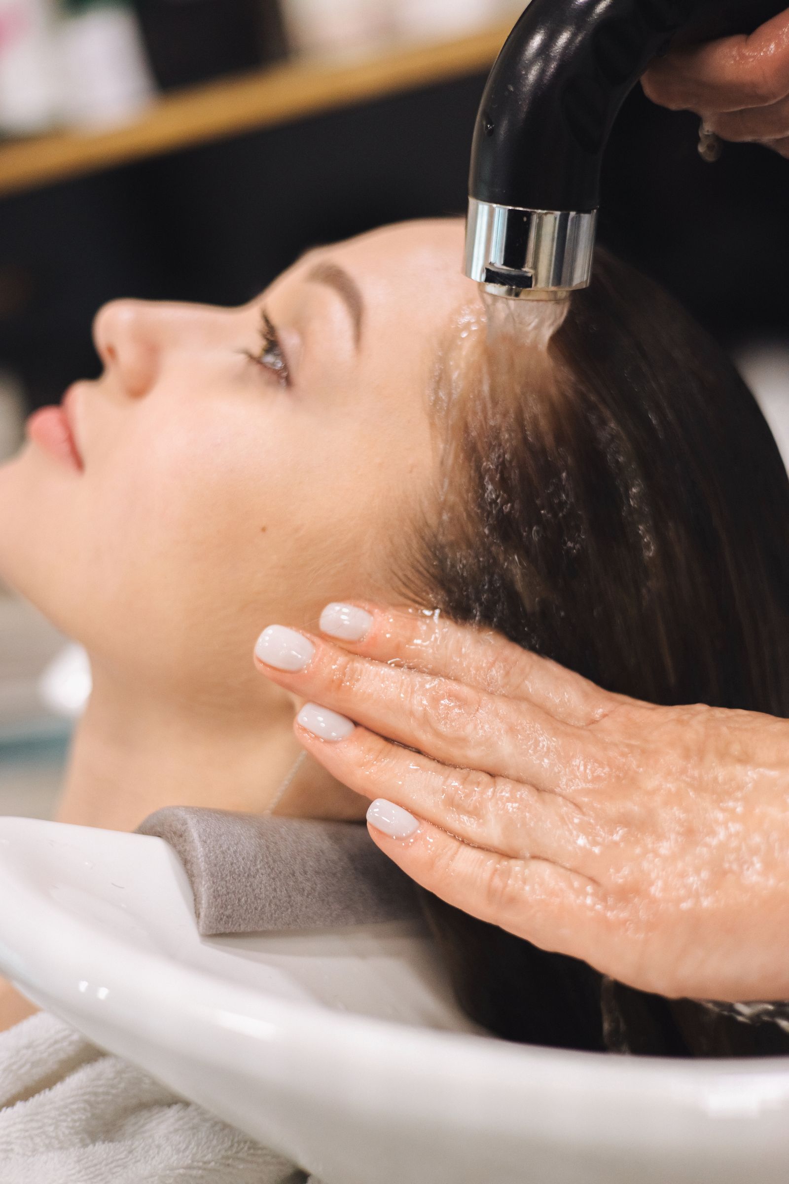 Hair Washing Photos, Download The BEST Free Hair Washing Stock Photos ...