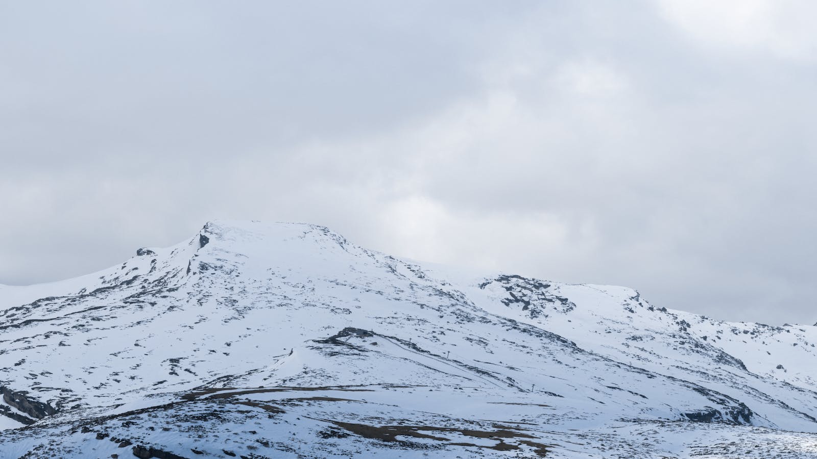 Snow Hiking Photos, Download The BEST Free Snow Hiking Stock Photos ...