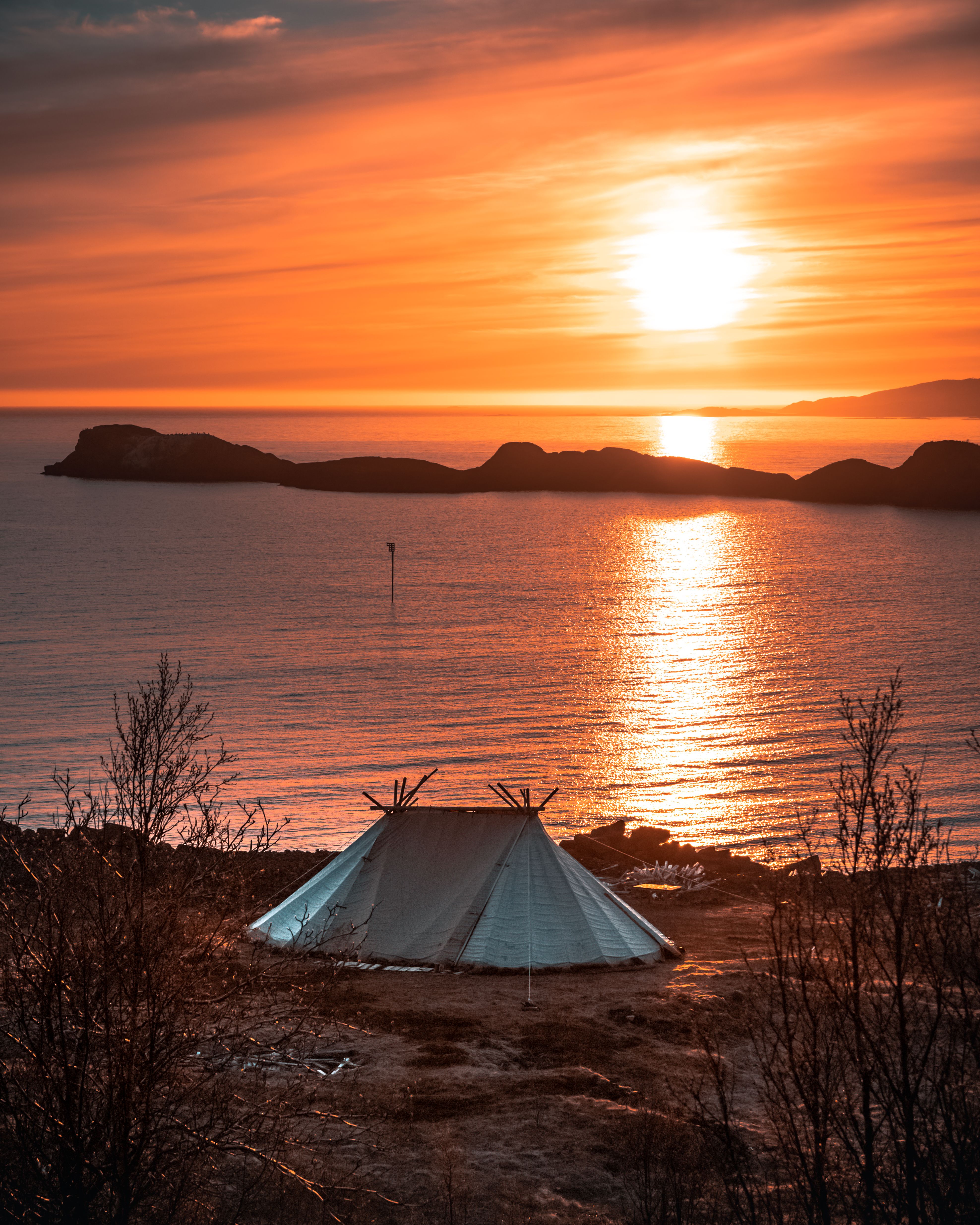 Gray Camping Tent Near Body of Water · Free Stock Photo