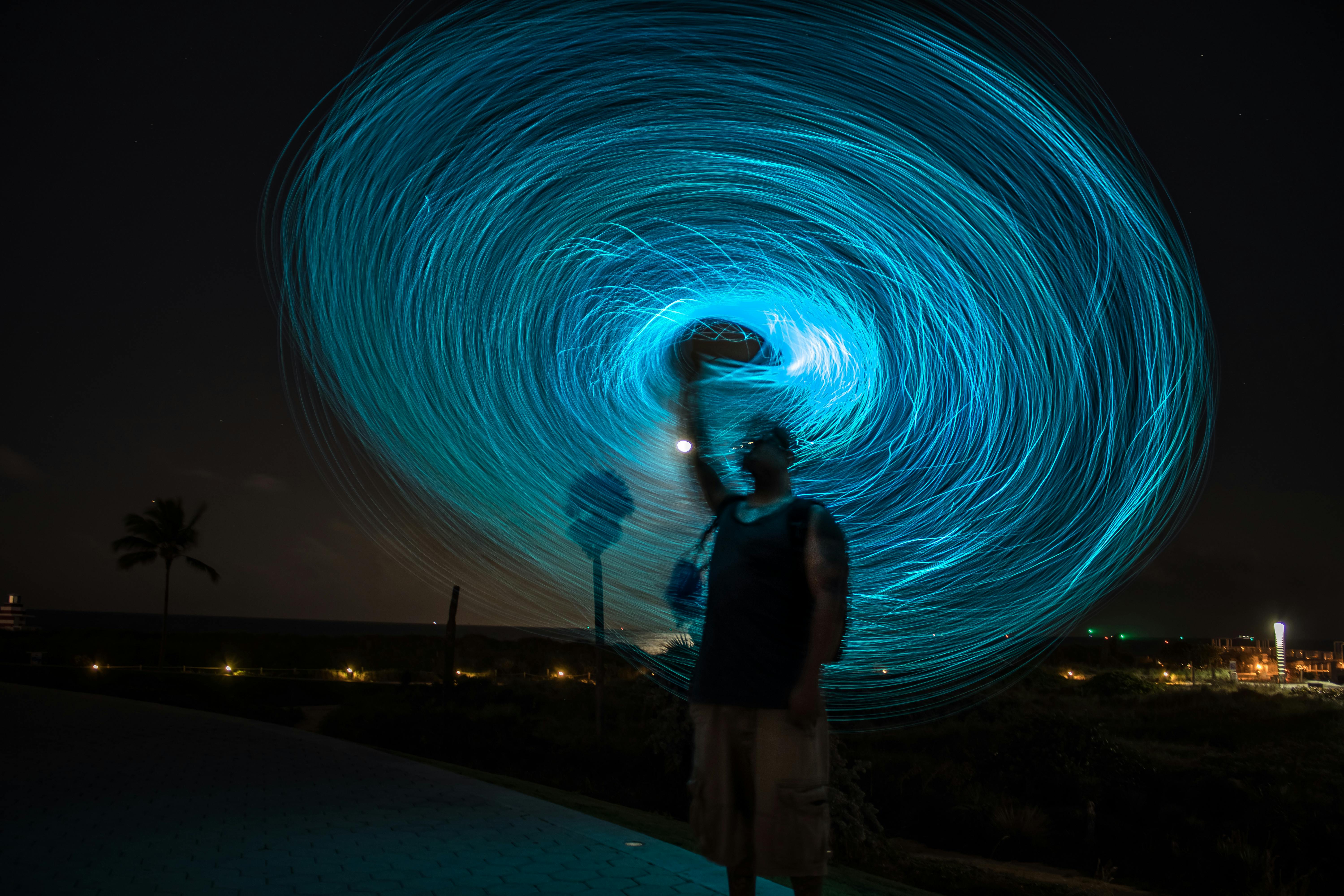 bending light · Free Stock Photo