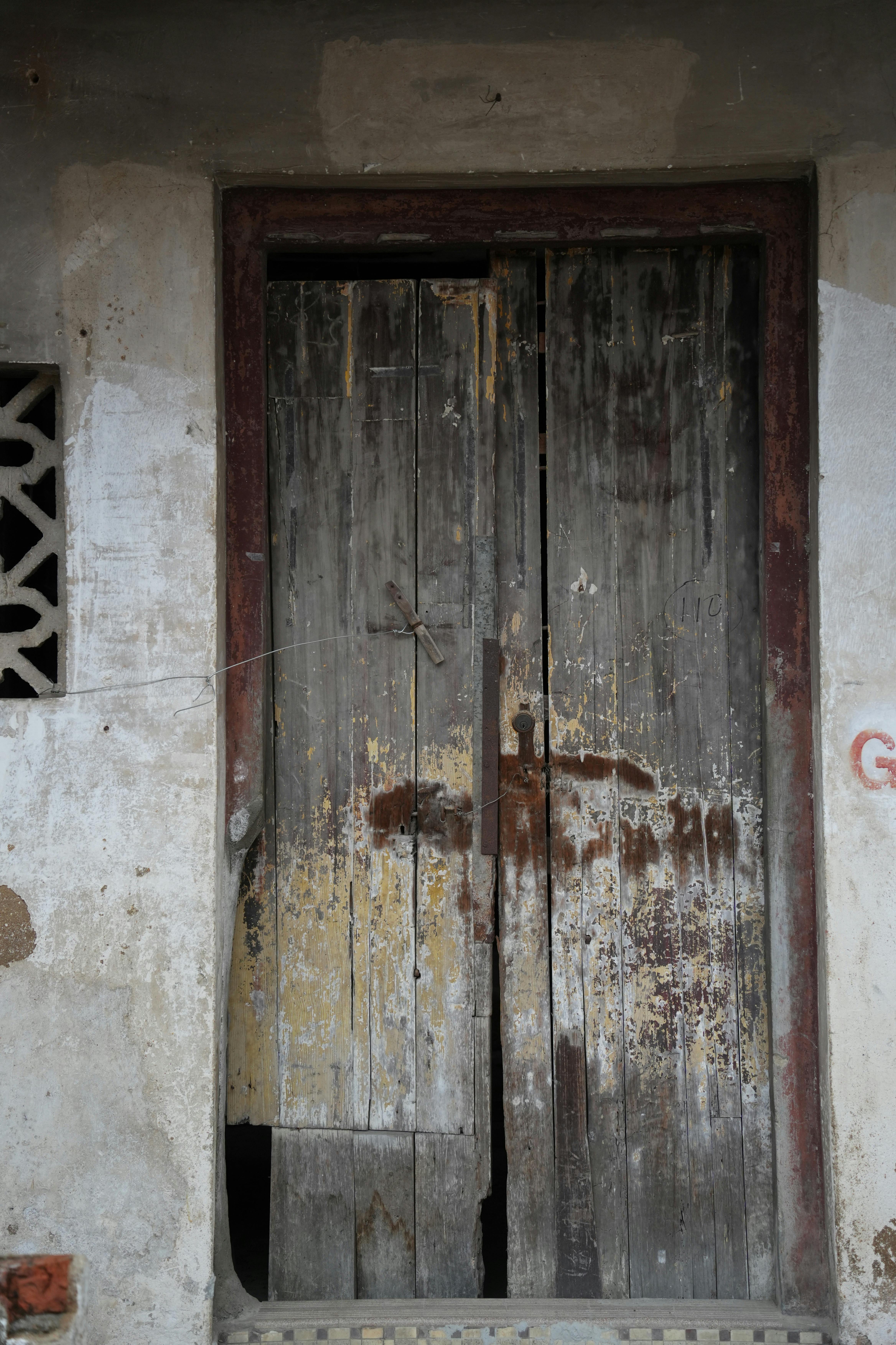 Weathered Wooden Door · Free Stock Photo