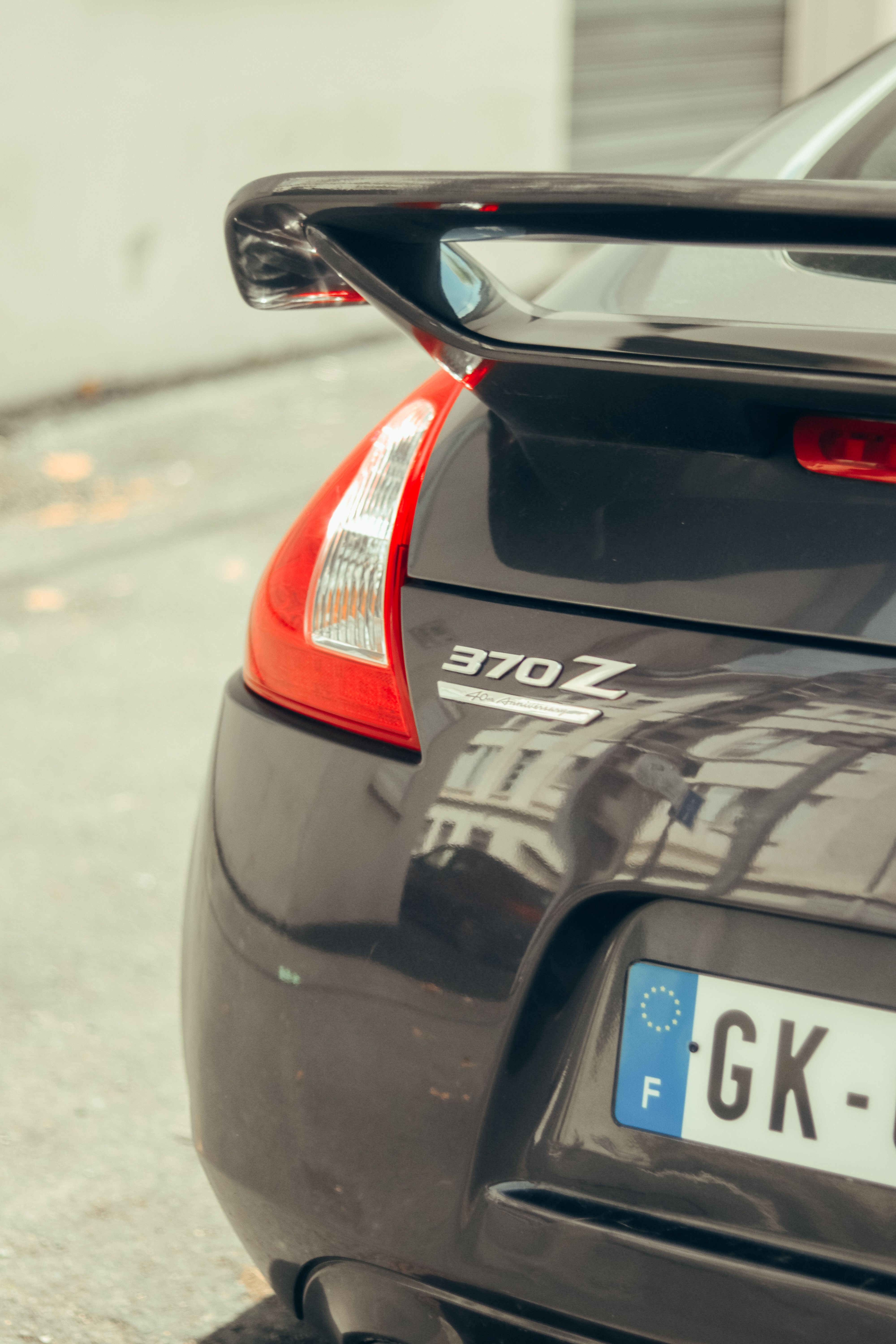 Back of a Black Dodge Challenger · Free Stock Photo