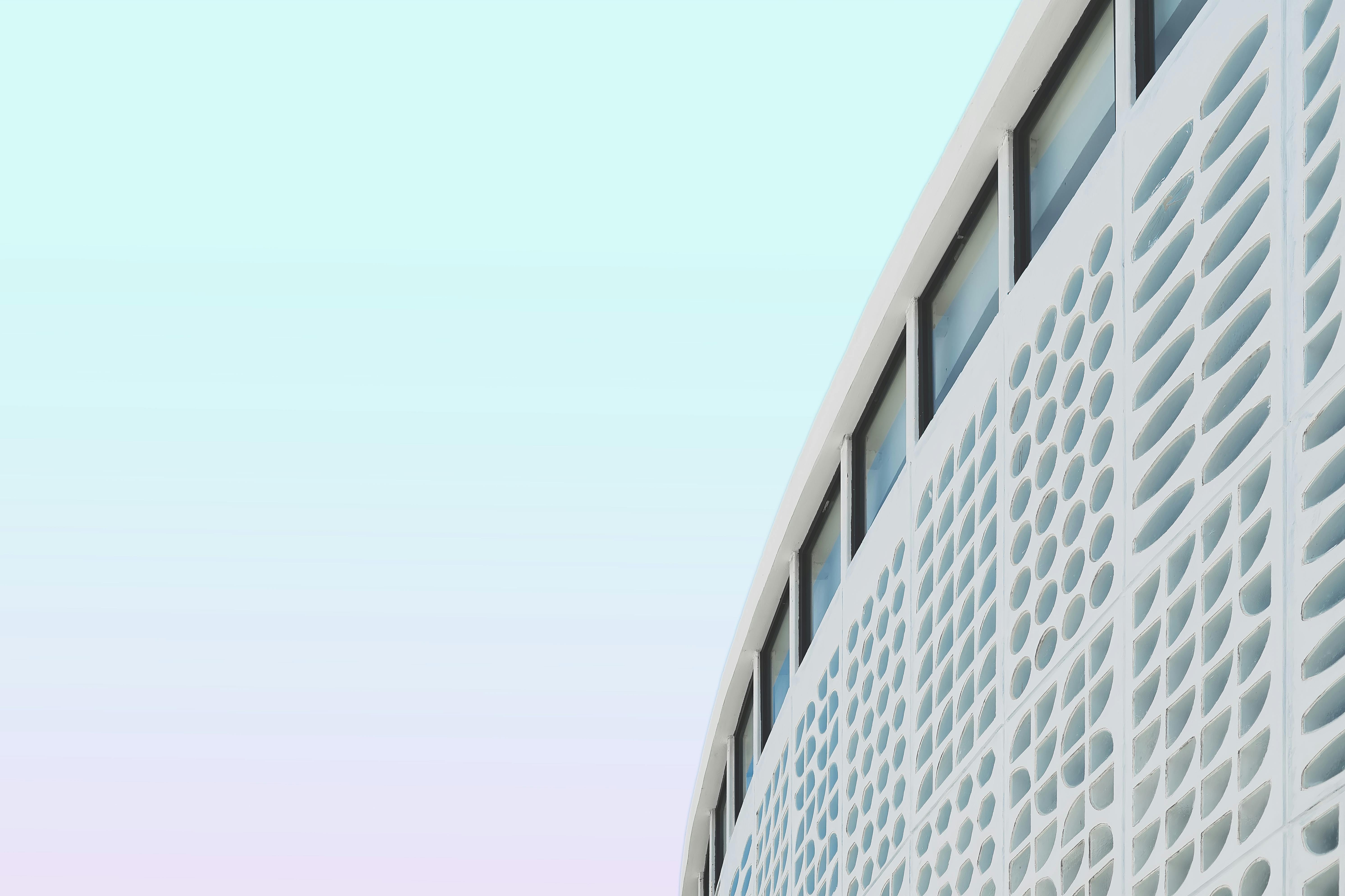 White Concrete Building · Free Stock Photo