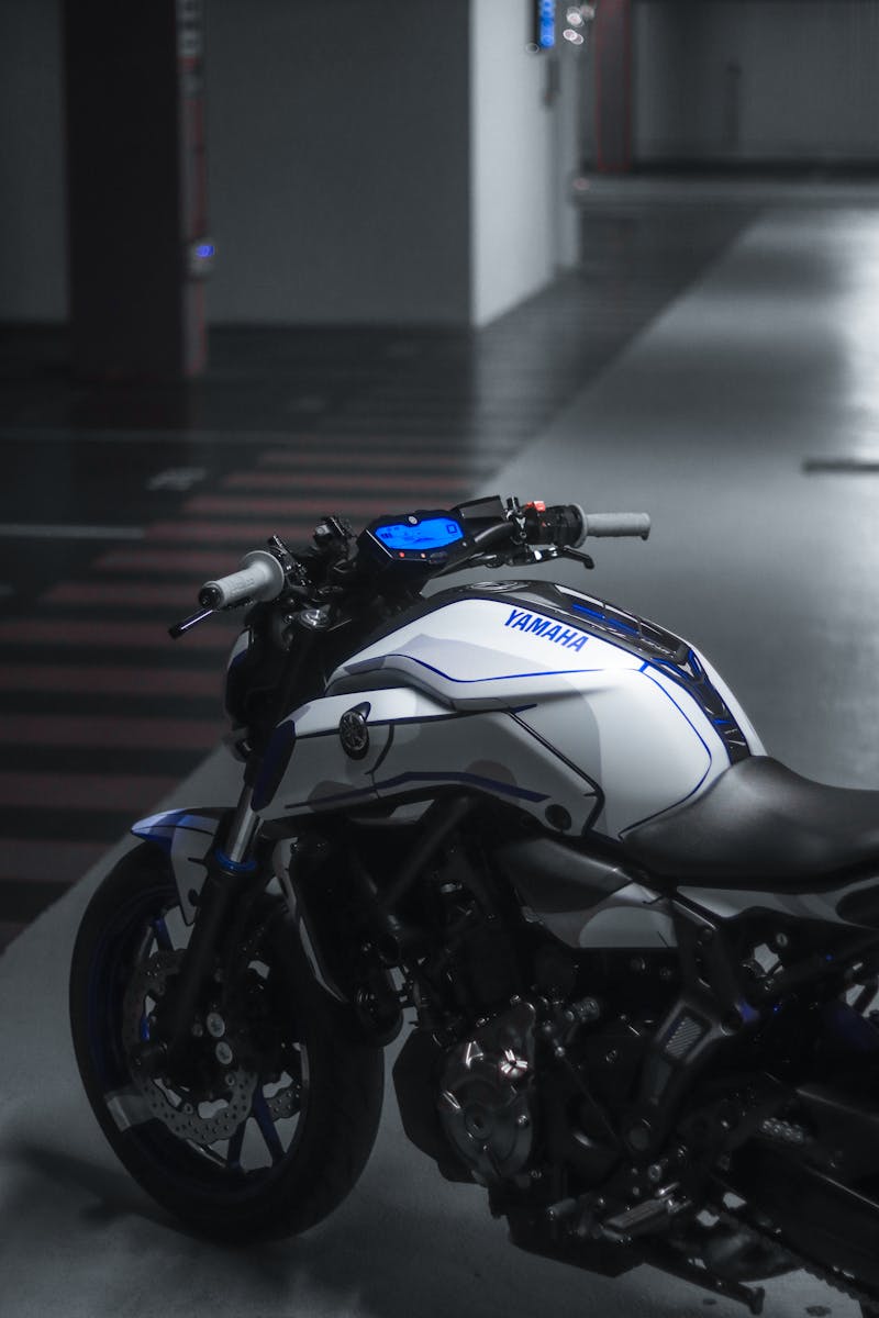 Yamaha Bike Photos, Download The BEST Free Yamaha Bike Stock Photos ...