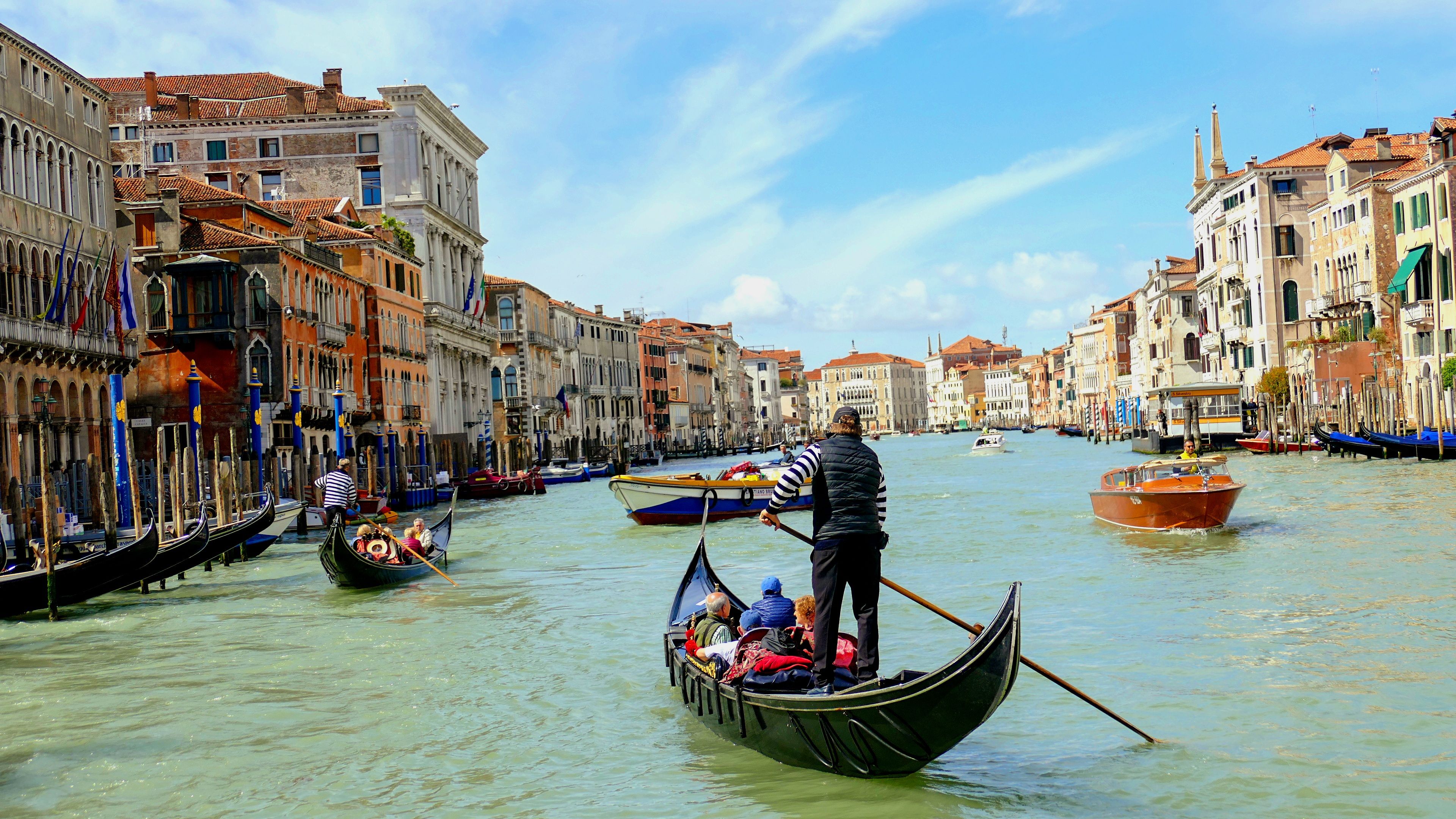 Back View of a Man on a Gondola · Free Stock Photo