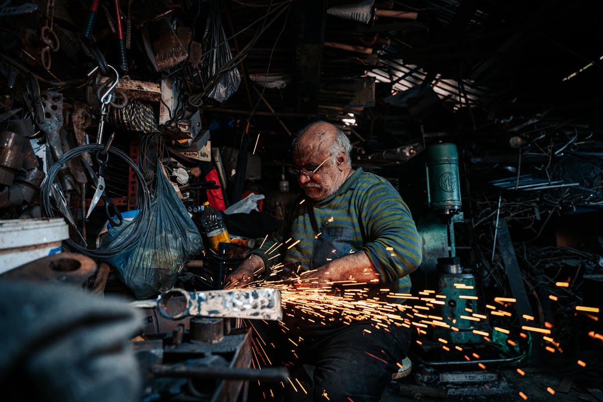 Hard Working Photos, Download The BEST Free Hard Working Stock Photos ...